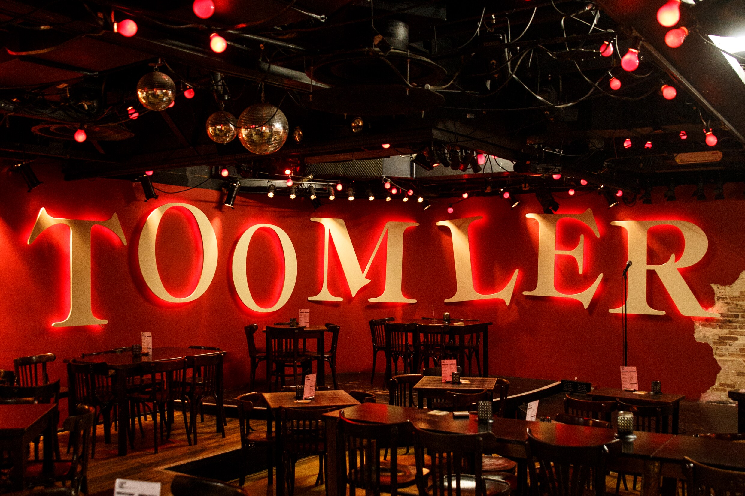 Comedytrain moet Toomler verlaten: ‘Weet iemand nog een leegstaande ...