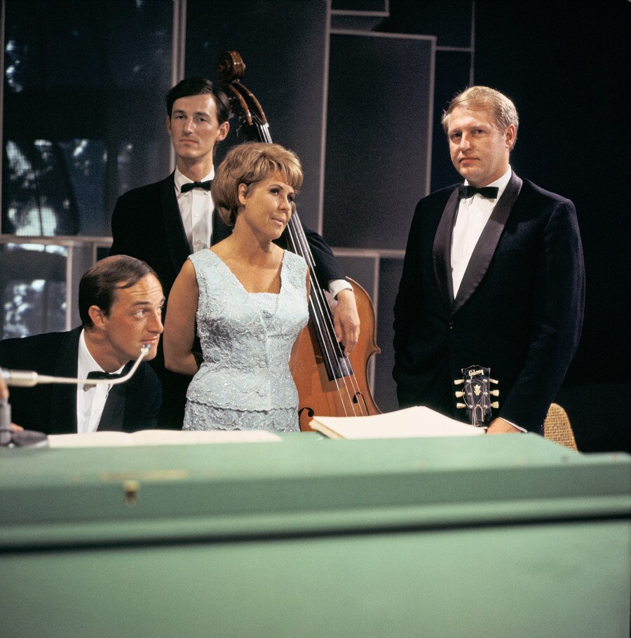 Jazzbassist Ruud Jacobs (81) overleden | Het Parool