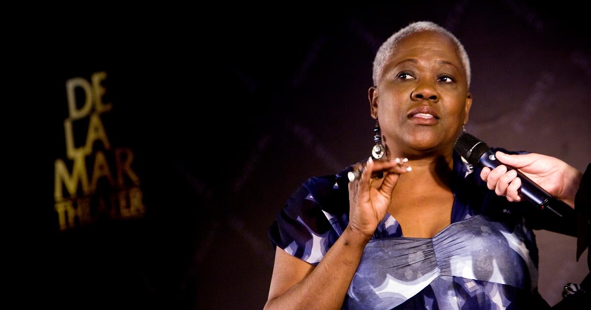 Cabaretier Jetty Mathurin krijgt Frans Banninck Cocqpenning | Het Parool