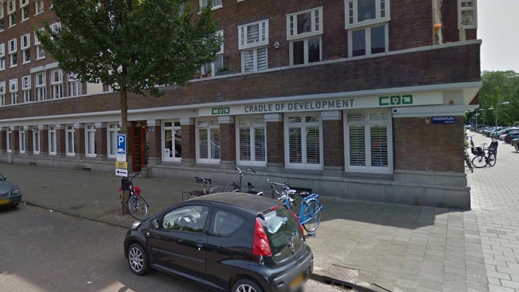 Beschoten vastgoedbedrijf moet pand verlaten | Het Parool