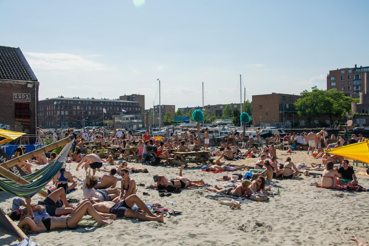 Laatste zomer voor het strandje bij Roest | Het Parool