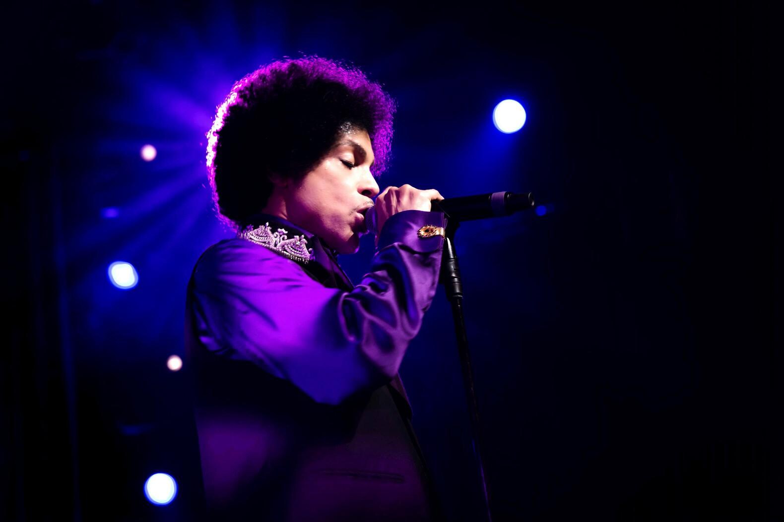 Eerste begeleidingsband Prince naar Paradiso | Het Parool