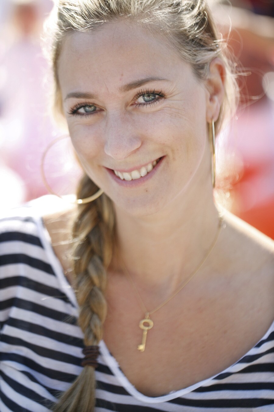 Sterretje, Fabiënne de Vries en Belinda Meuldijk sluiten zich 12 uur op ...