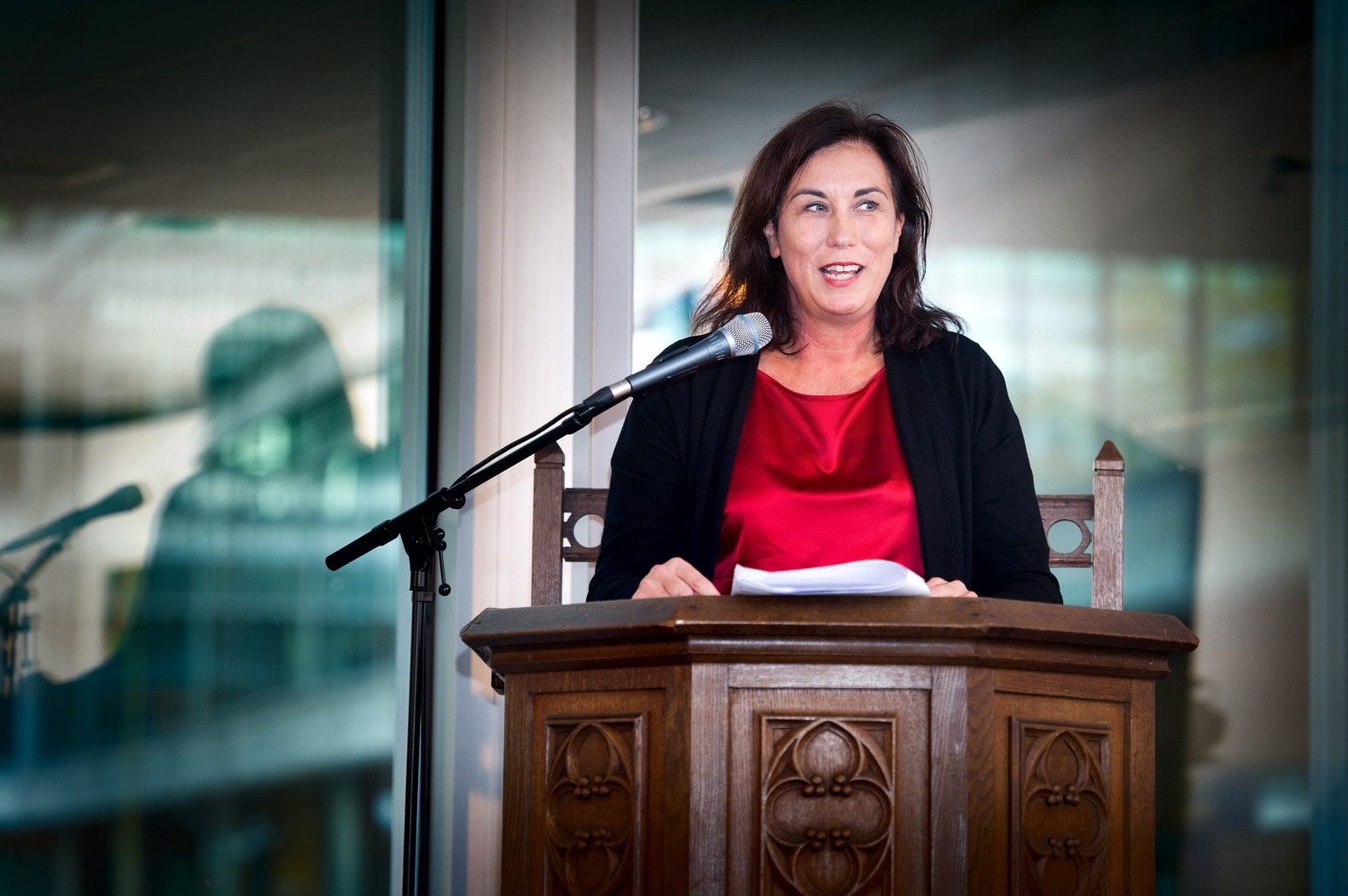 Hester van Buren (49) nieuwe topvrouw van Rochdale | Het Parool