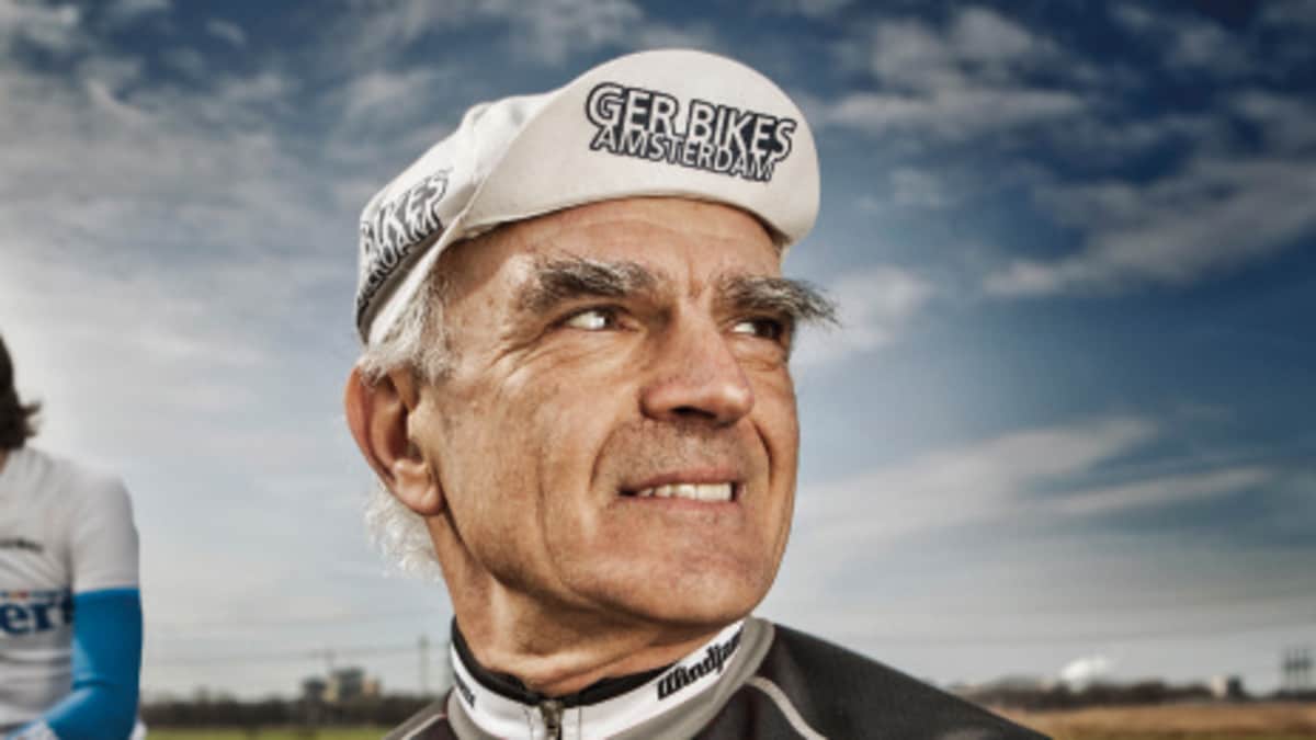 De Veertiende Etappe van Tim Krabbé is tijdloos goed (*****) | Het Parool