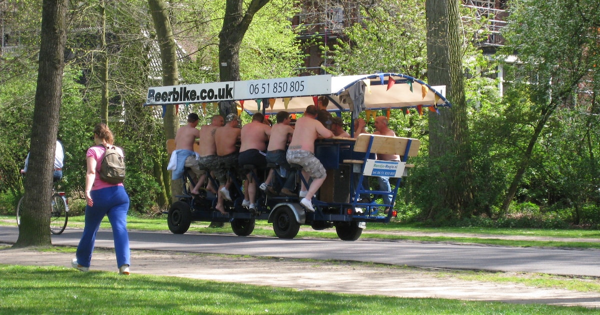 'Probleem wordt niet opgelost met een verbod op de bierfiets' | Het Parool