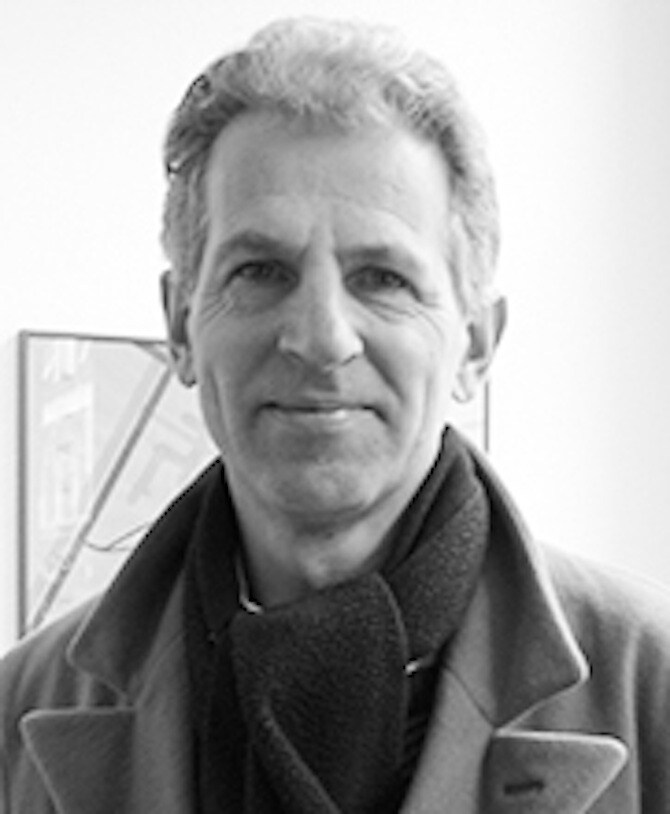 'Minister verkoopt huurwoningen voor dumpprijzen' | Het Parool