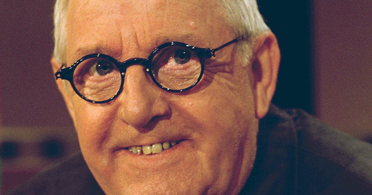 Dolf Verroen (87) is Kinderboekenweekauteur | Het Parool