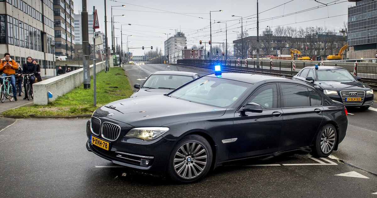 Holleeder moet oude straf volledig uitzitten | Het Parool