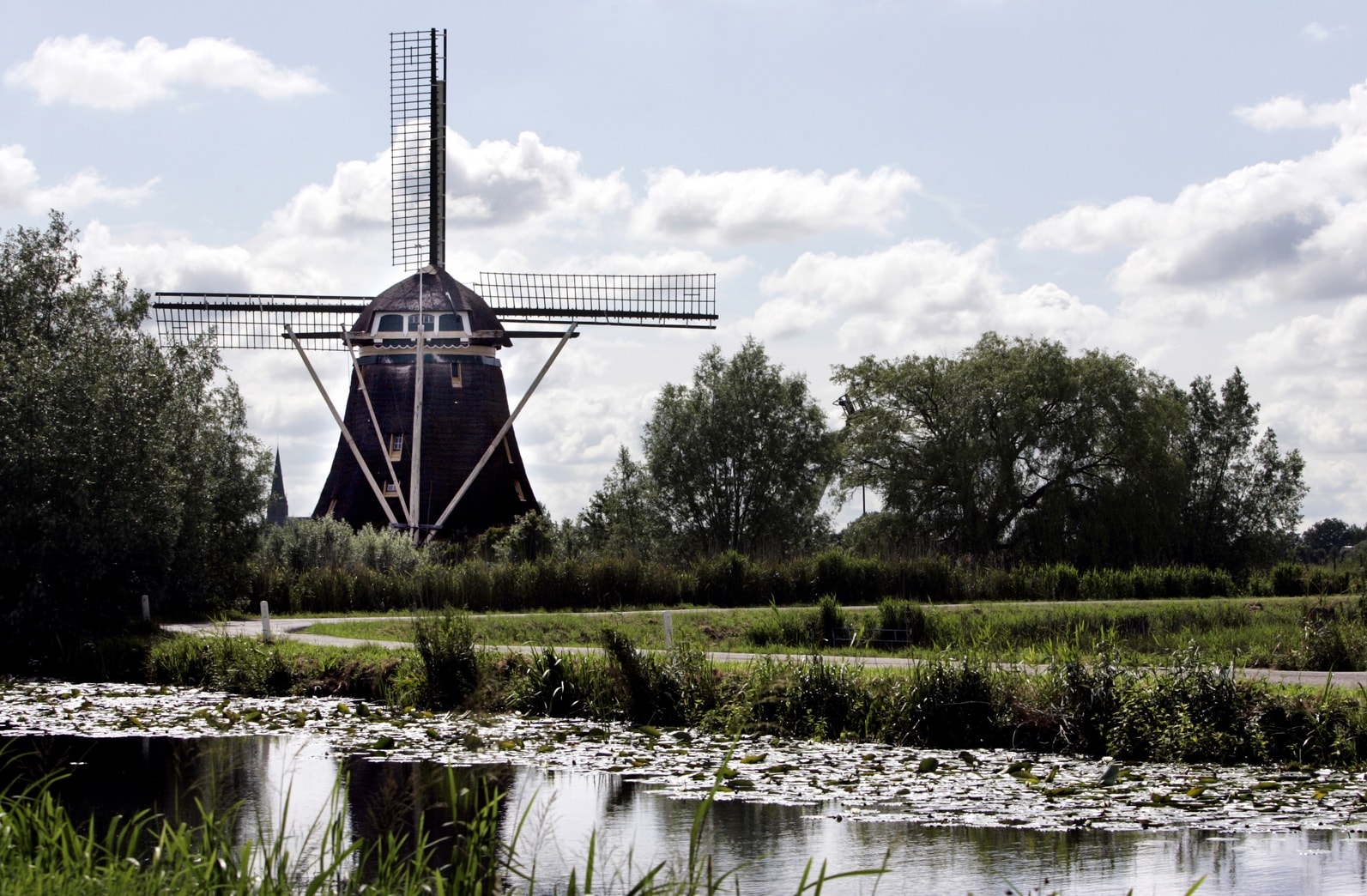 Zuidoost laat Driemond stadsgebied met Weesp vormen | Het Parool