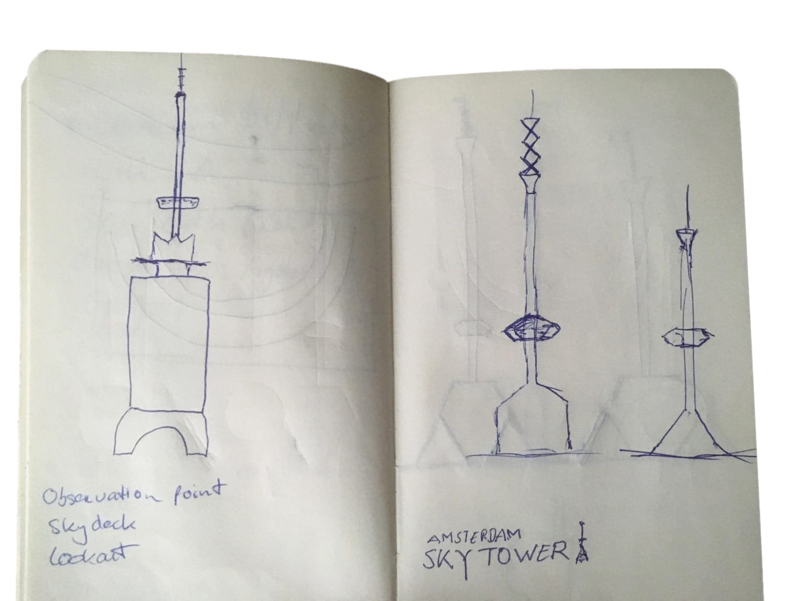 Nergens gaat de zon zo mooi onder als bij de A'DAM Toren | Het Parool