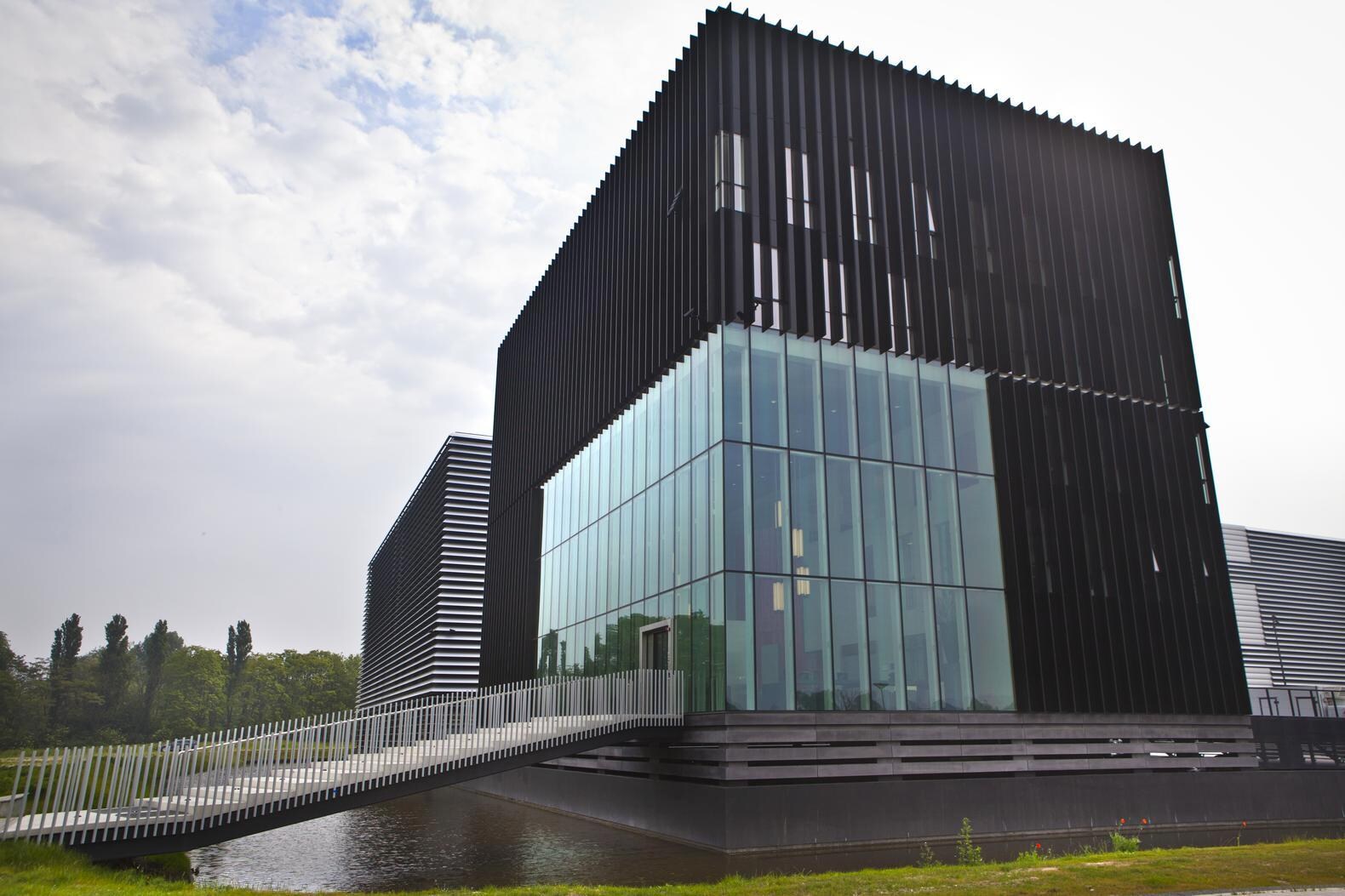 100 miljoen euro voor nieuw datacentrum in Amsterdam | Het Parool