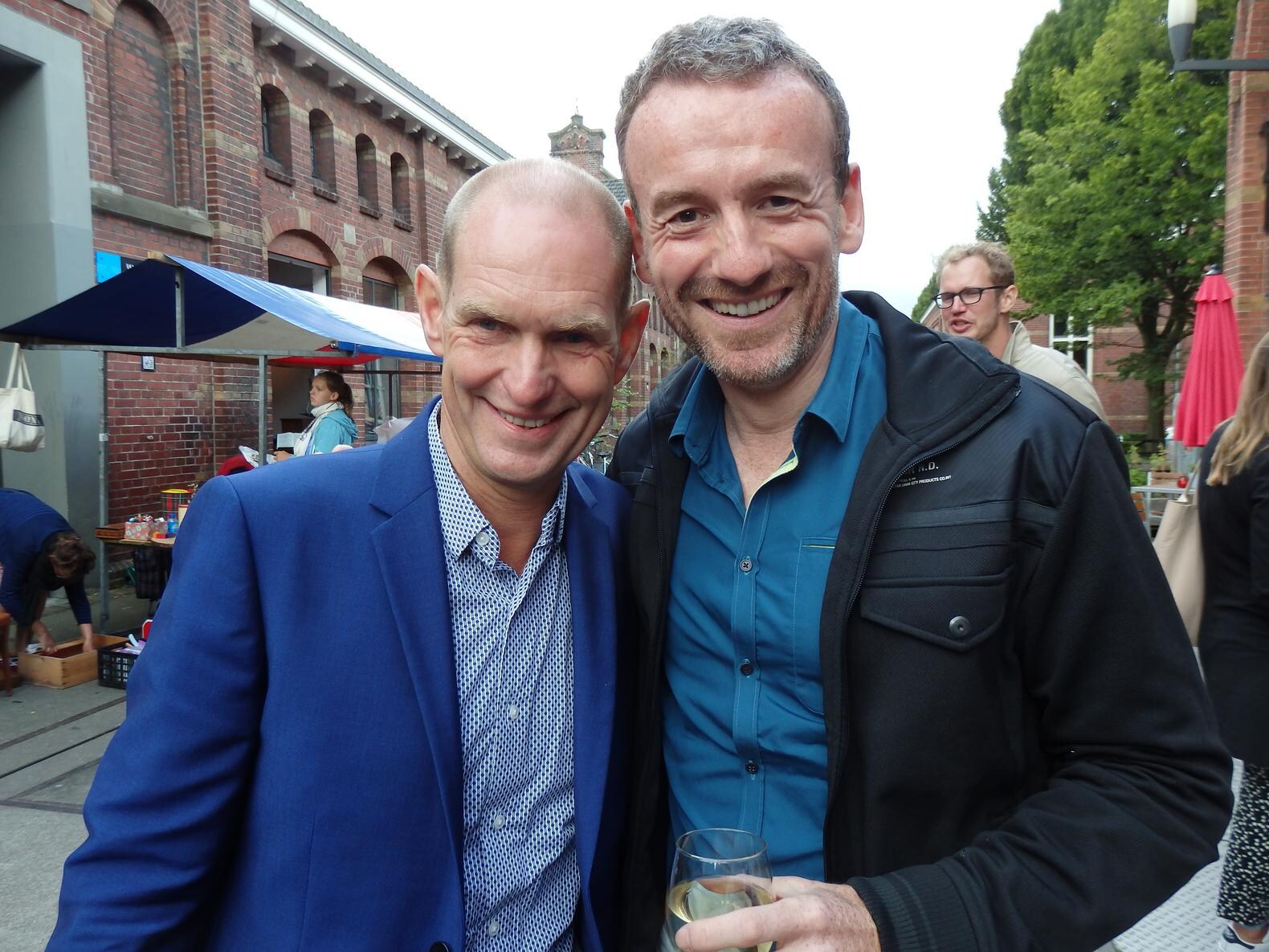 Michiel van Erp staat de hele avond te shinen | Het Parool