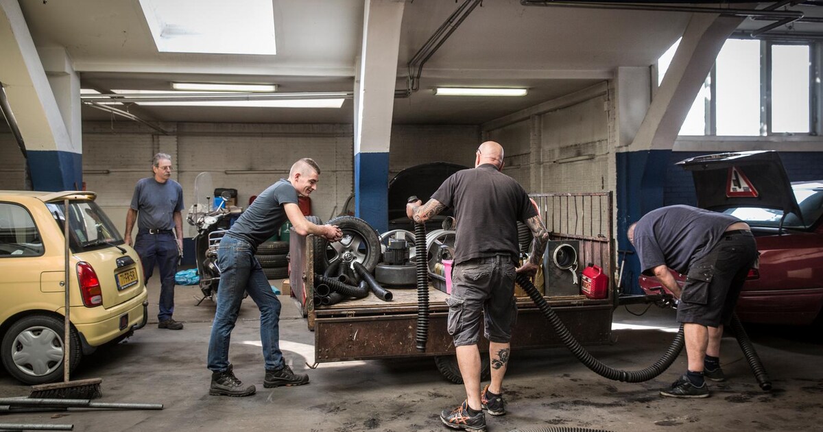 De deuren sluiten: Garage Lucke is uitgesleuteld | Het Parool