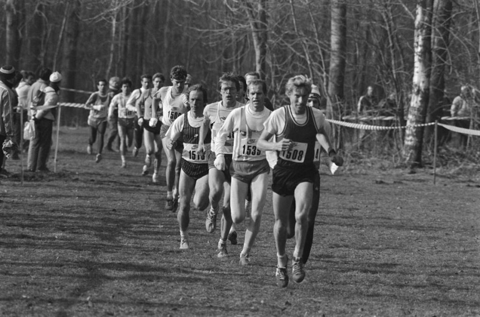 Veldloper Tonnie Dirks even terug in het bos voor NK cross | Het Parool