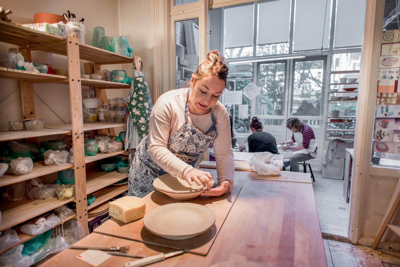 Heel Holland pottenbakt: 'Het is een soort meditatie' | Het Parool