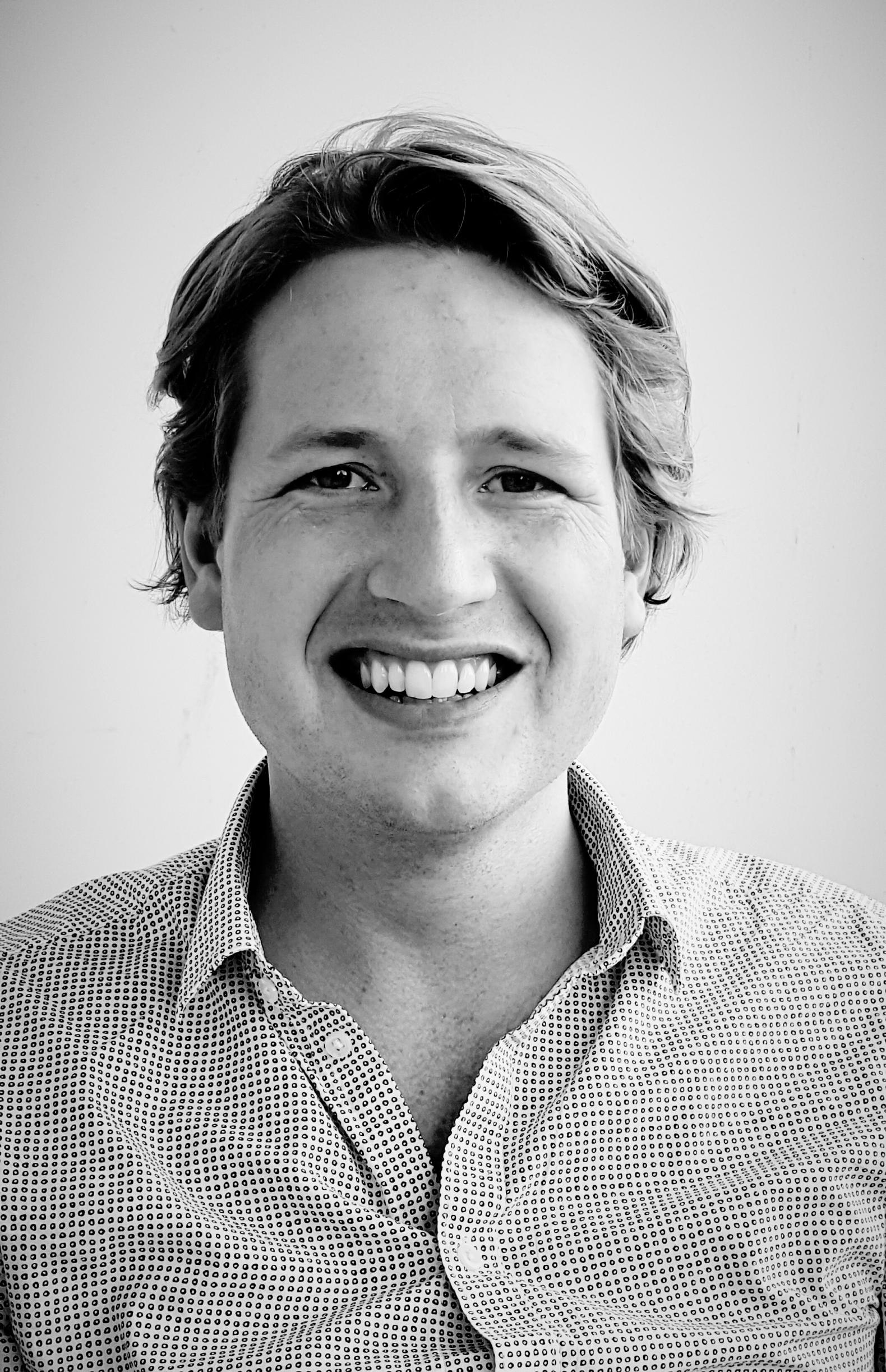 'Amsterdam wordt verminkt met energieneutrale ellende' | Het Parool