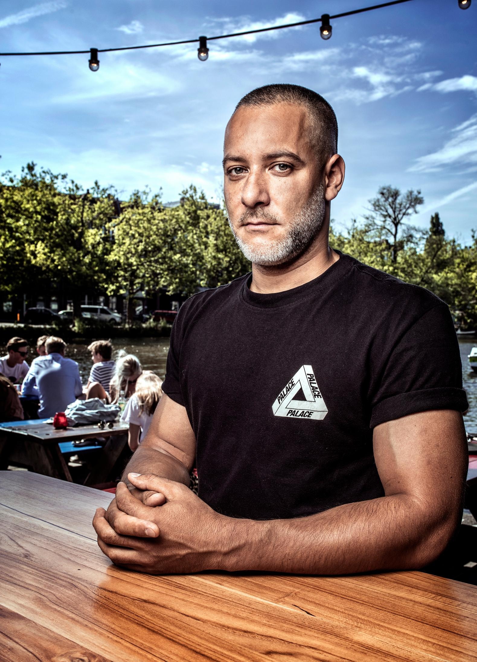 Brian Fernandes van de Waterkant: 'Trots op wat het is geworden' | Het ...