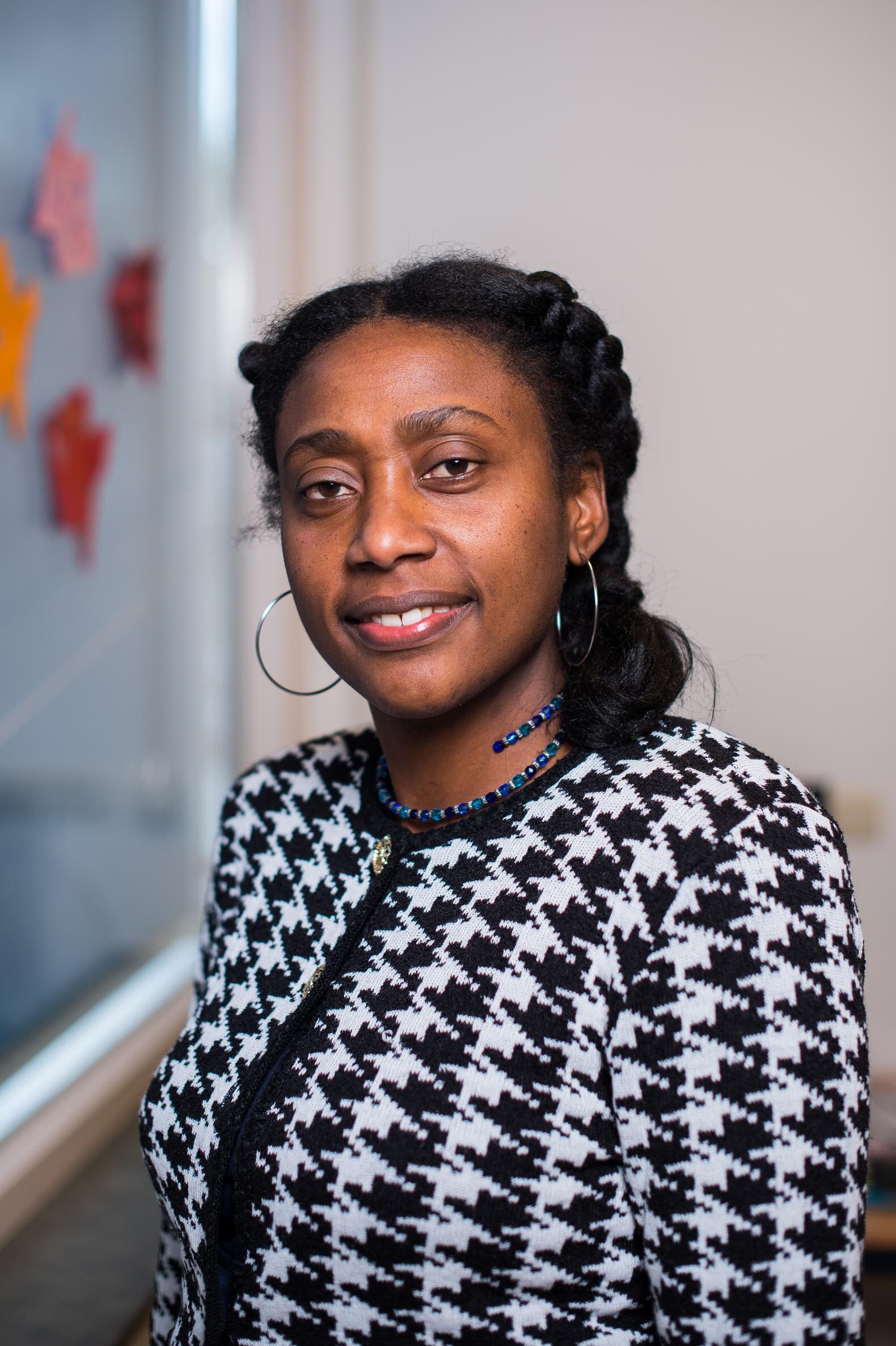 Tienduizenden meesters en juffen gaan staken, dit is waarom | Het Parool