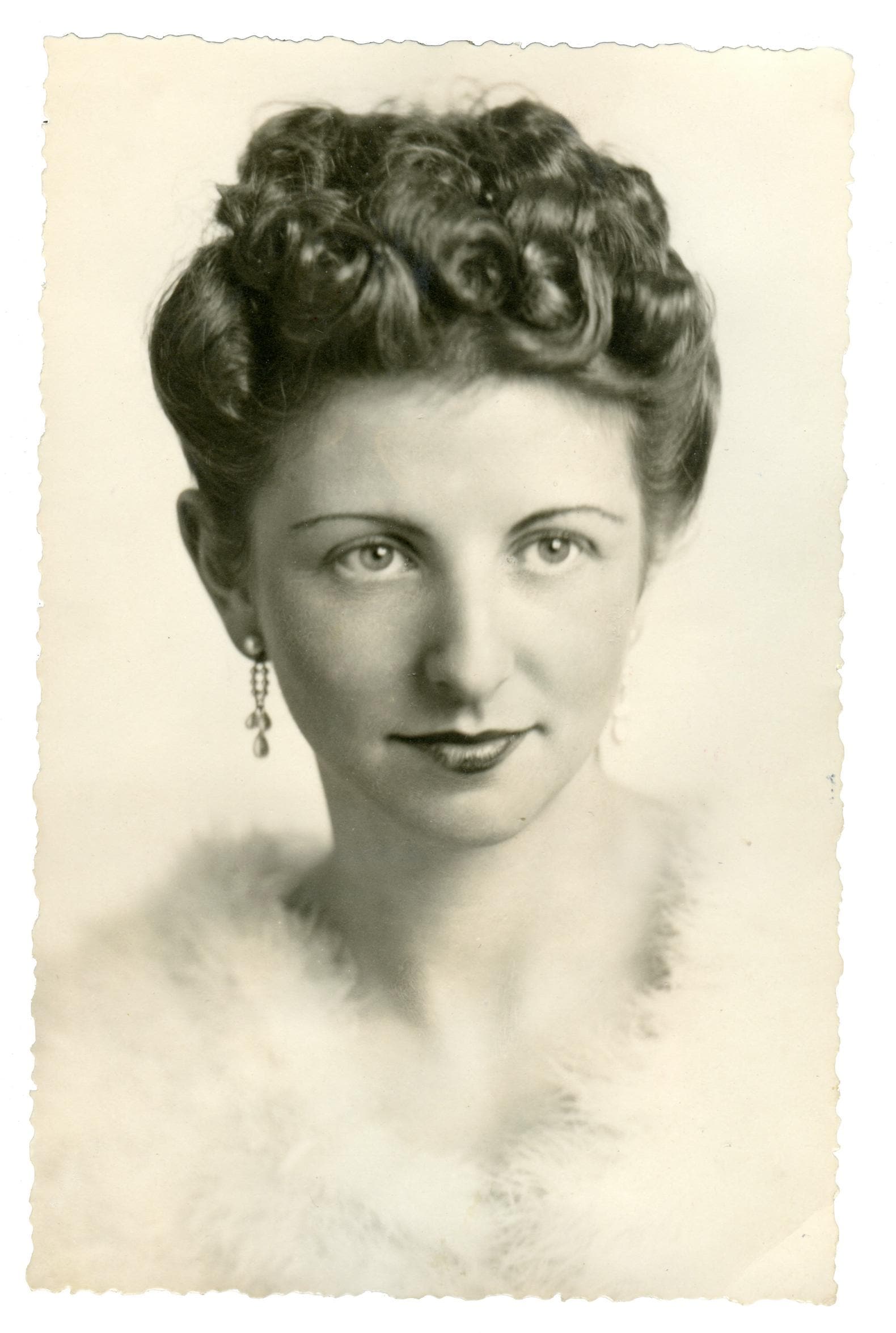 Roosje Glaser overleefde Auschwitz dankzij danslessen | Het Parool