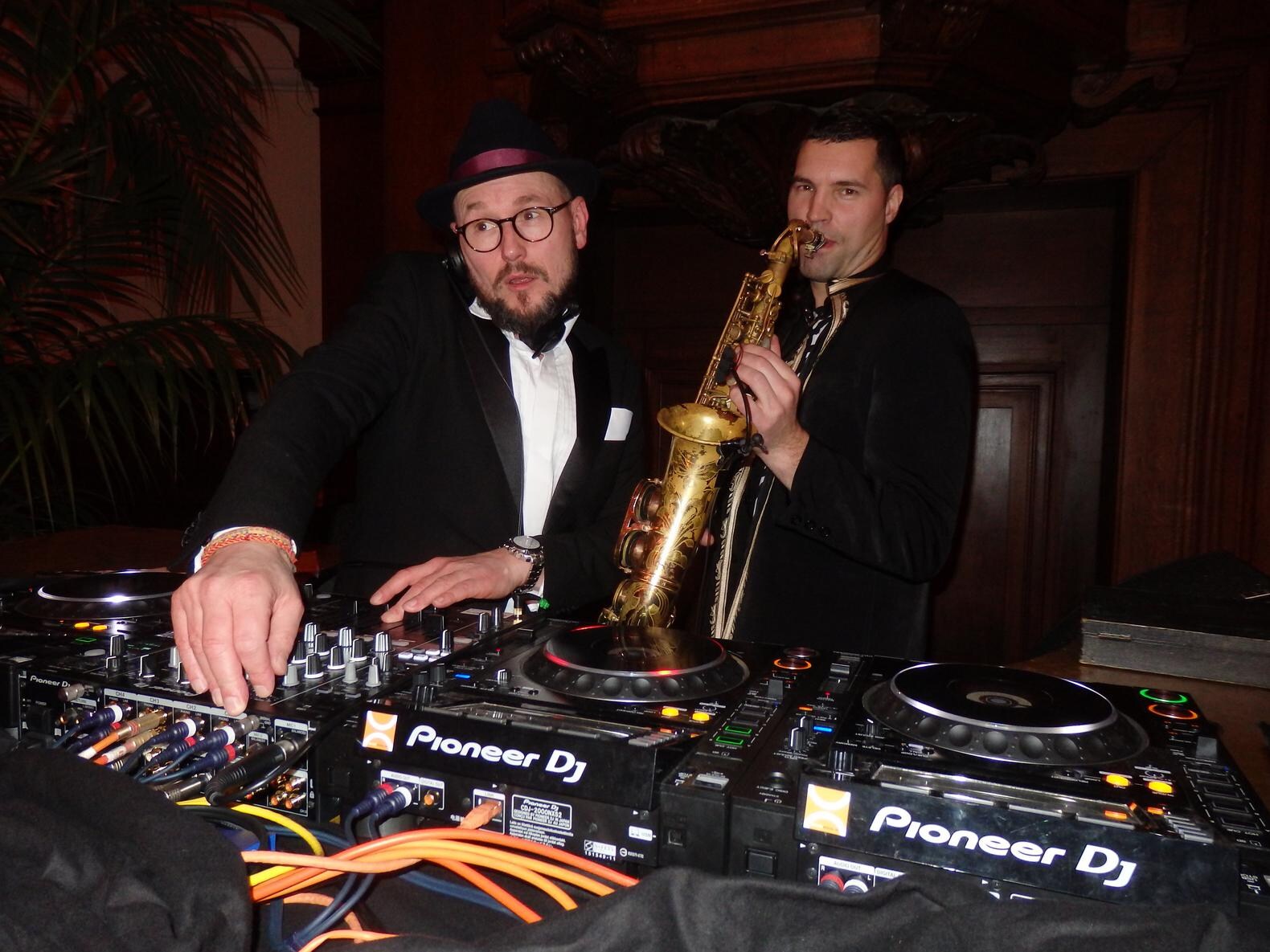 Je zou toch Bennie Bonebakker heten, zeg | Het Parool