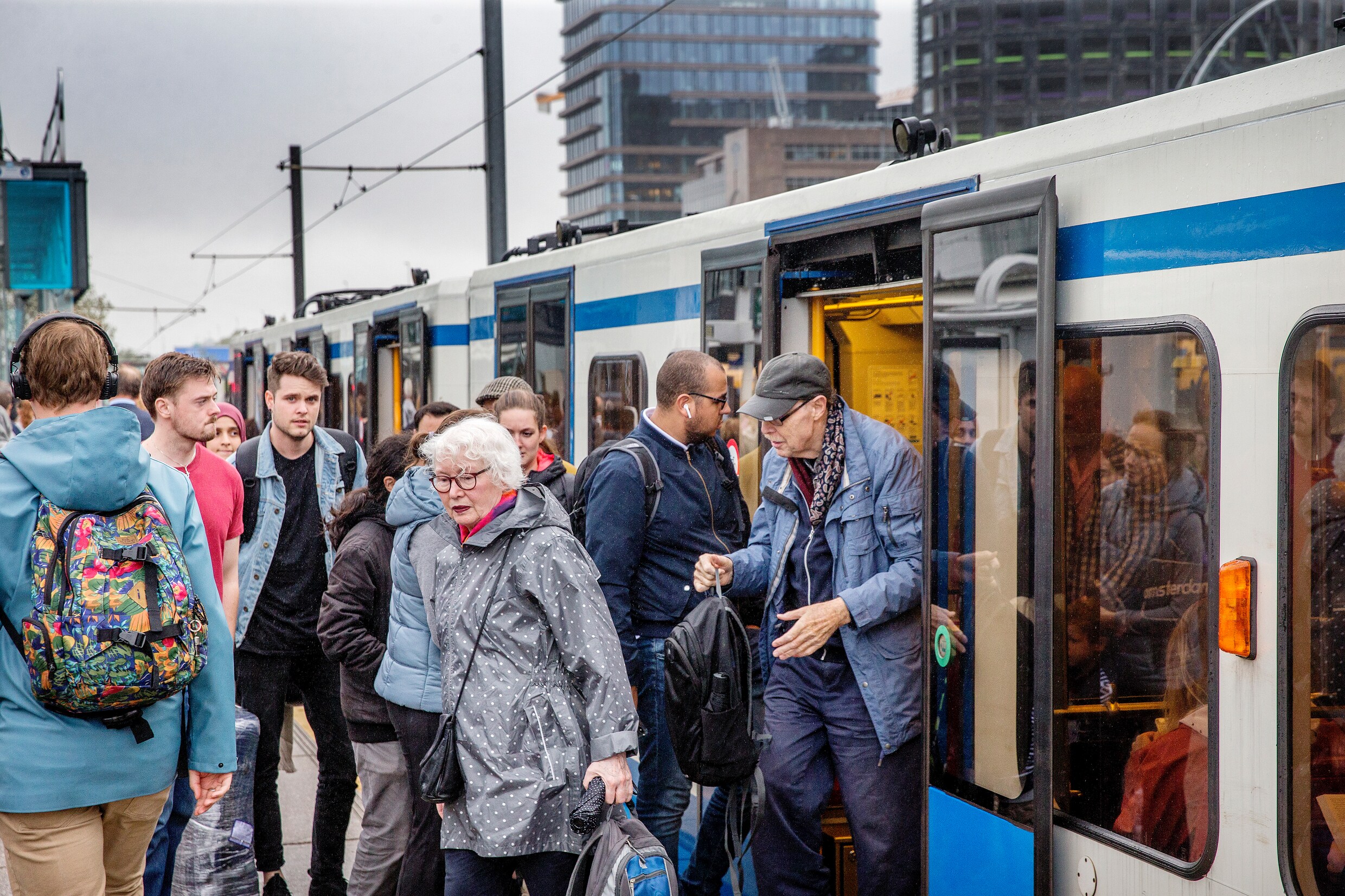Metro 51 rijdt vrijdag niet wegens spoedreparatie bij station Zuid ...