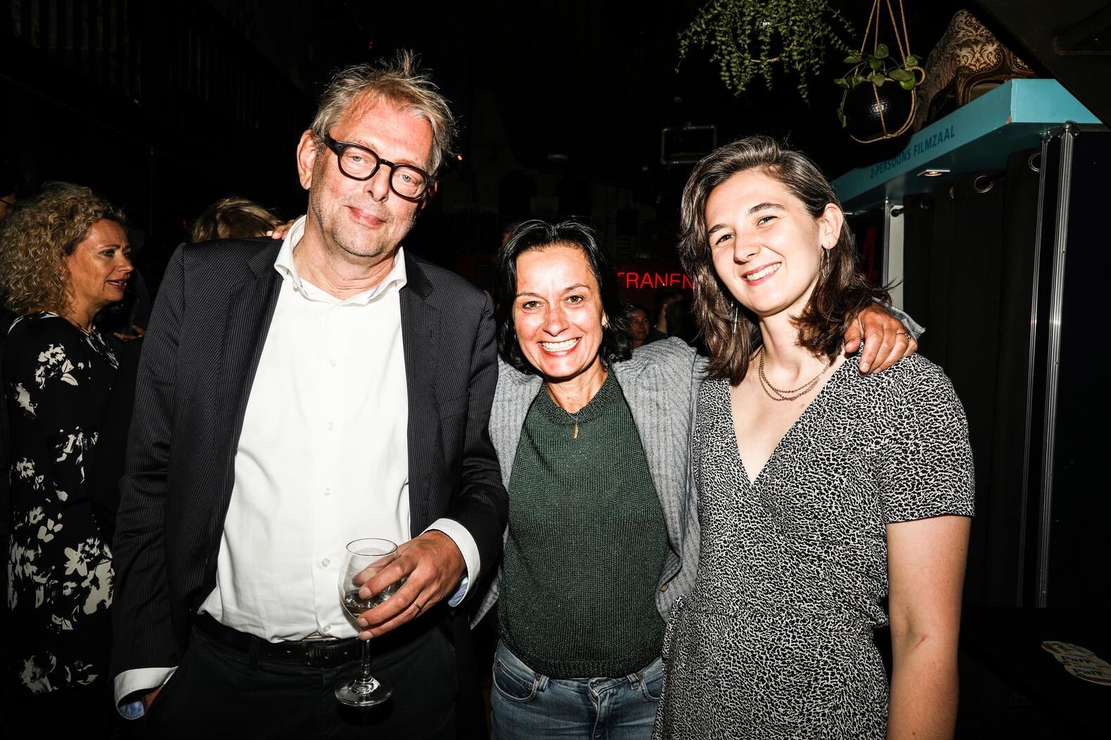 Paff en een Paroolwaardige hoeveelheid bitterballen | Het Parool