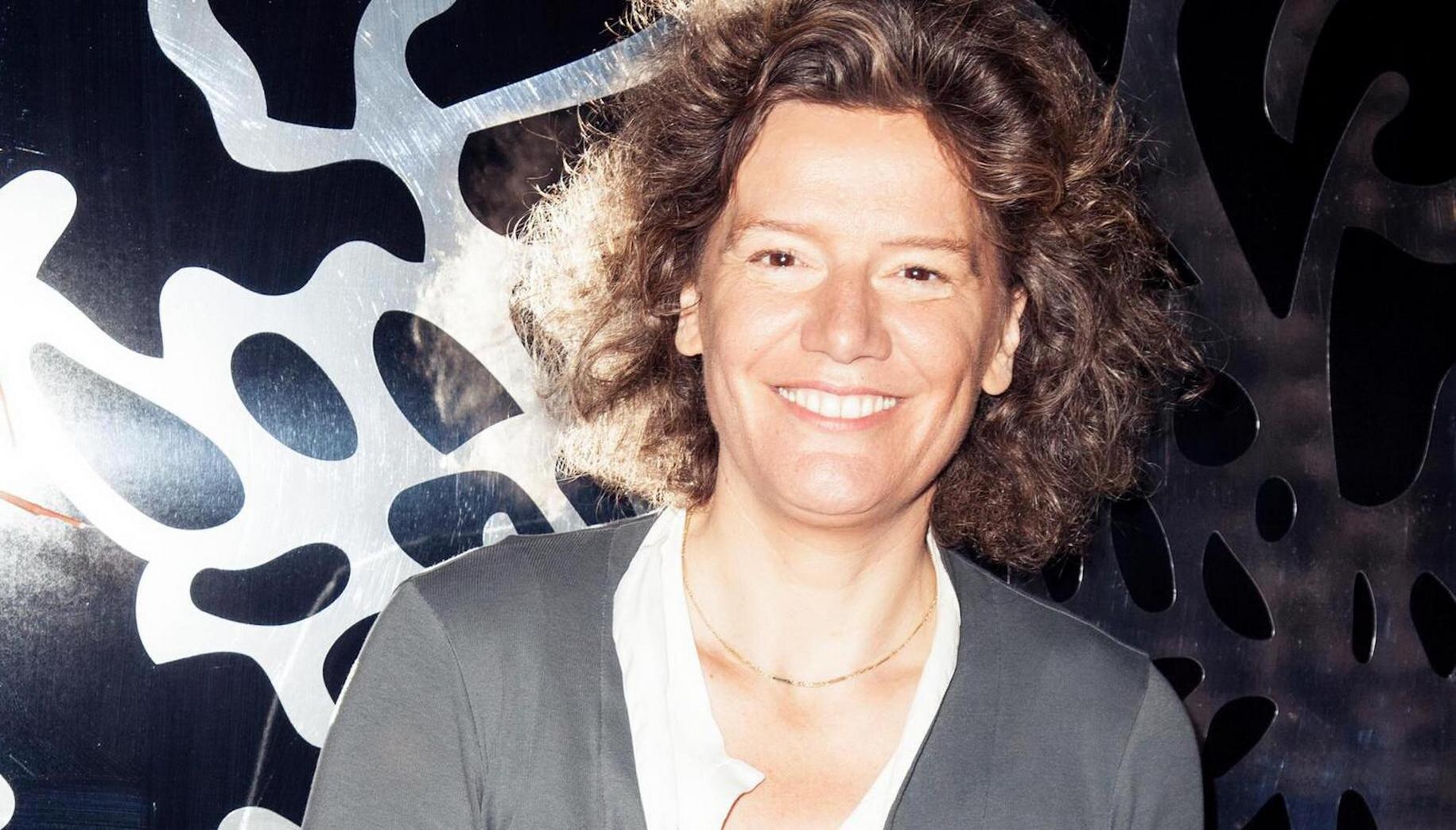 Carolien Gehrels: 'Oplossing woningnood: bouw boven spoor' | Het Parool