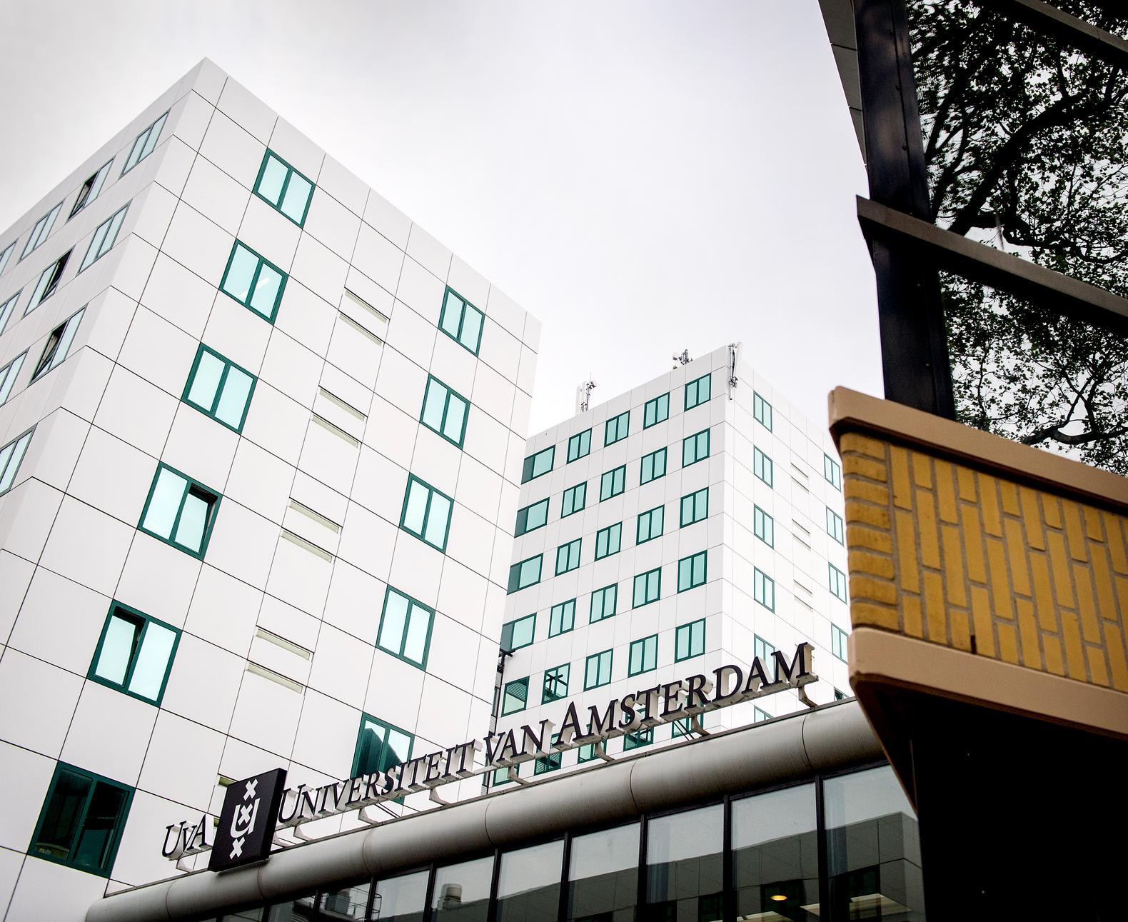 Hoogleraar UvA weg om grensoverschrijdend gedrag | Het Parool