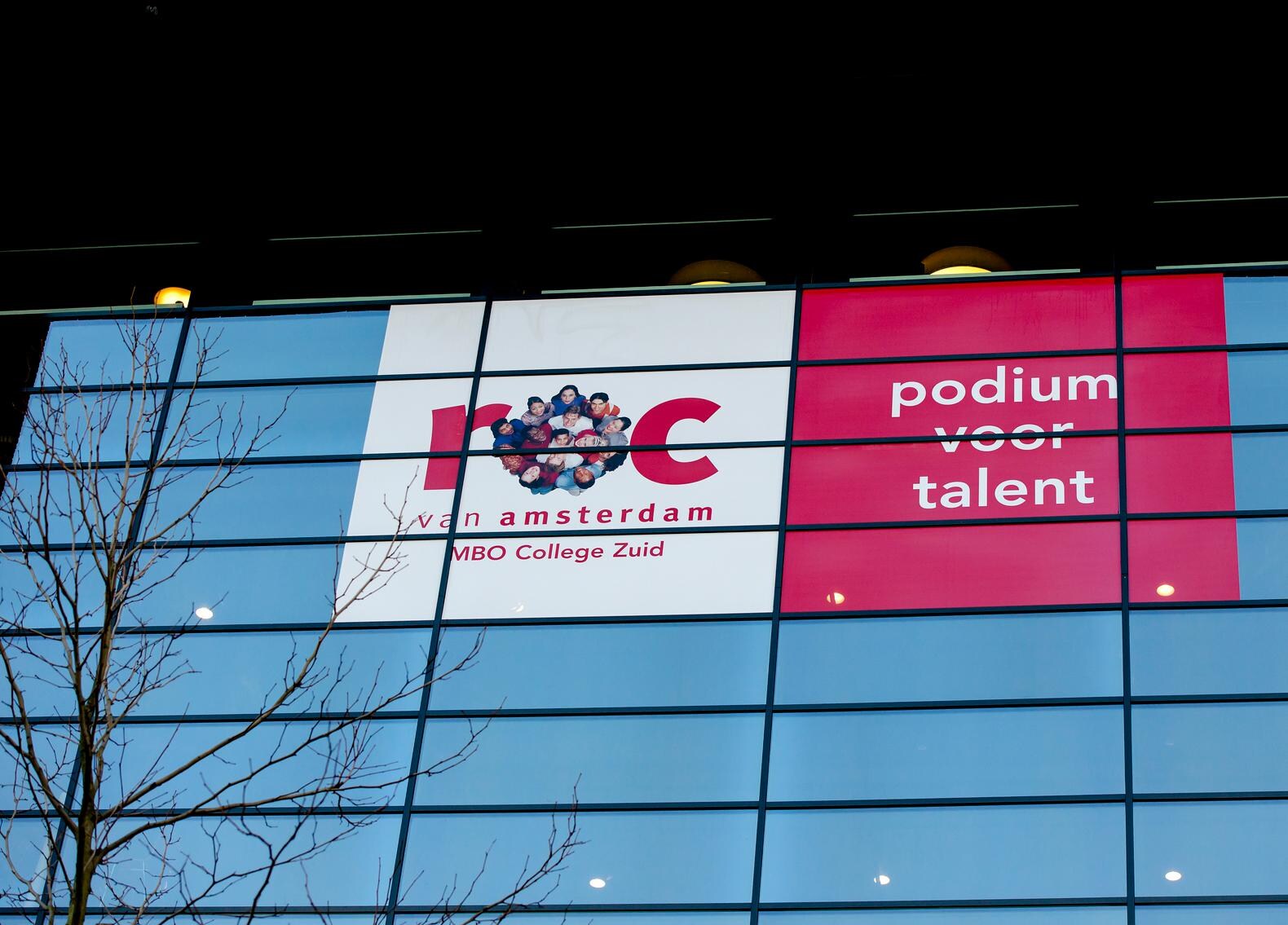 Insprekers tegen erotisch centrum bij de RAI: ‘Femke, kom uit de bubbel ...