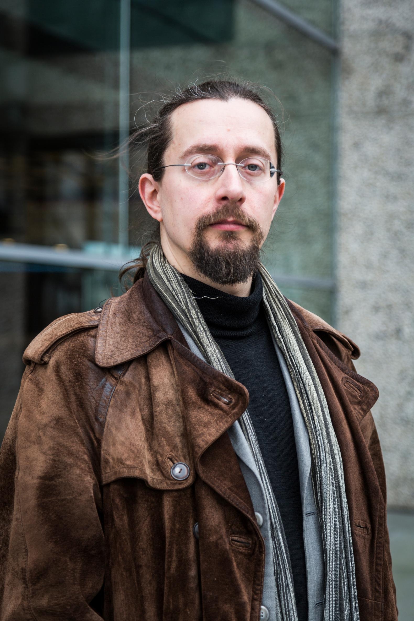 Waarom leraren wéér staken: 'Werkdruk maakt iedereen gek' | Het Parool