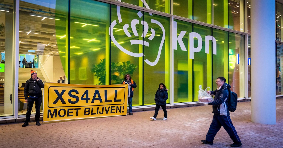 KPN gaat ondanks bezwaar OR door met opheffen Xs4all | Het Parool