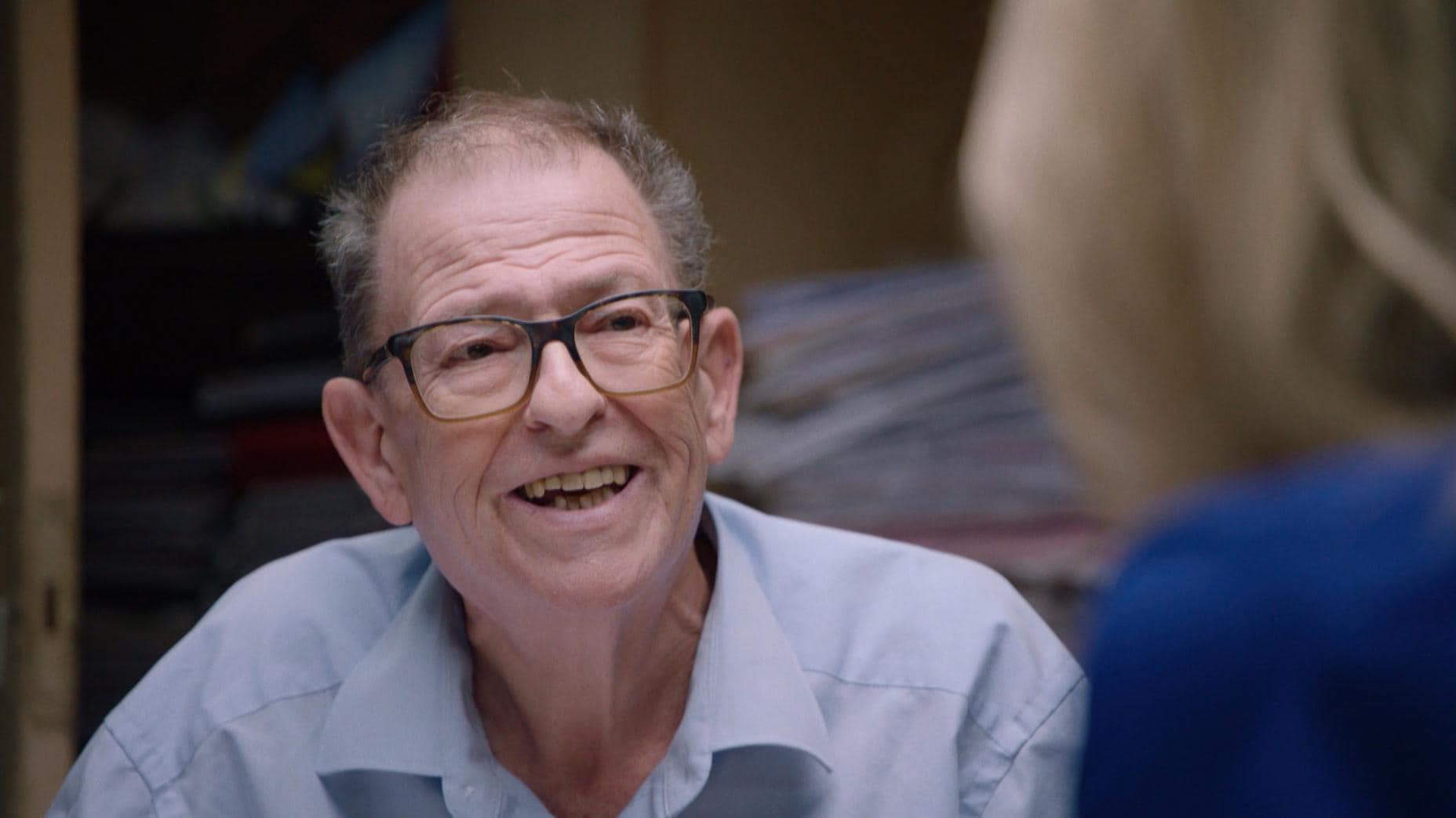 Die wiegende stem van Max van Weezel | Het Parool