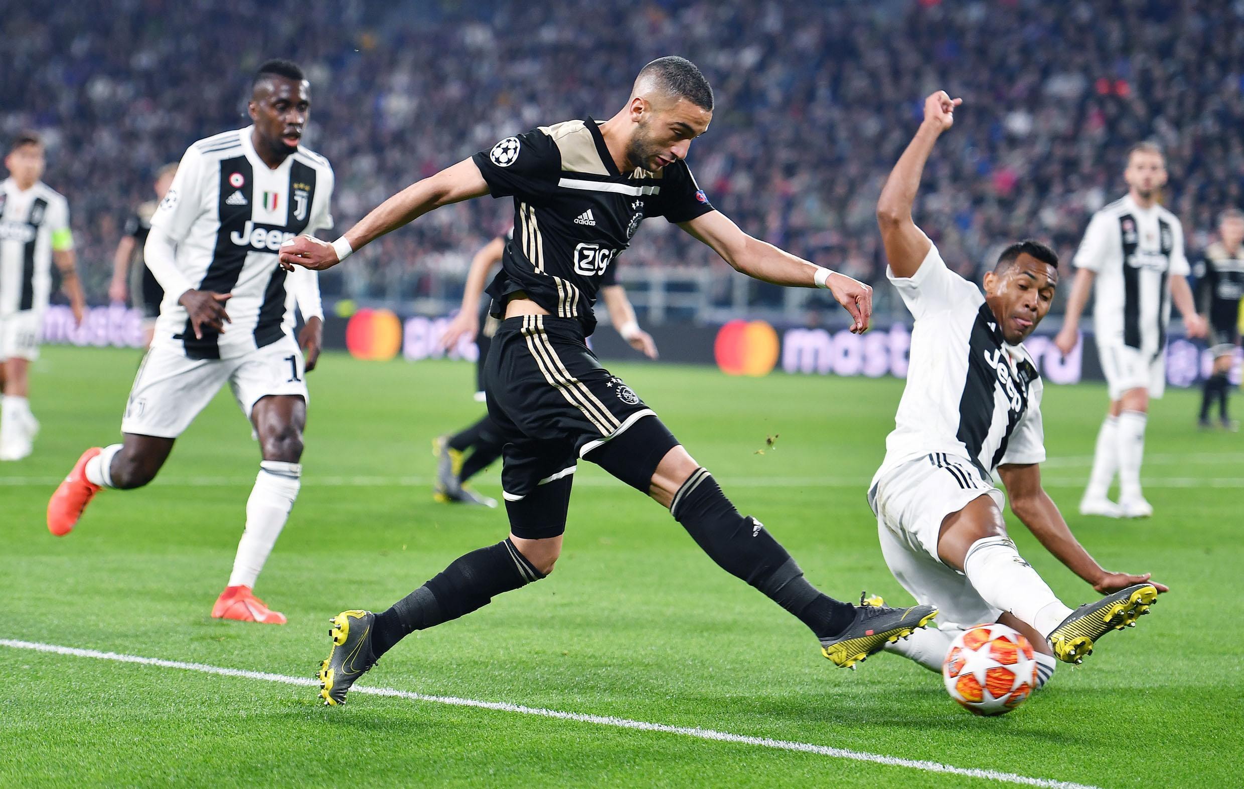 Schrijver Menno Pot: ‘Ajax is vloeibaar, divers en modern’ | Het Parool