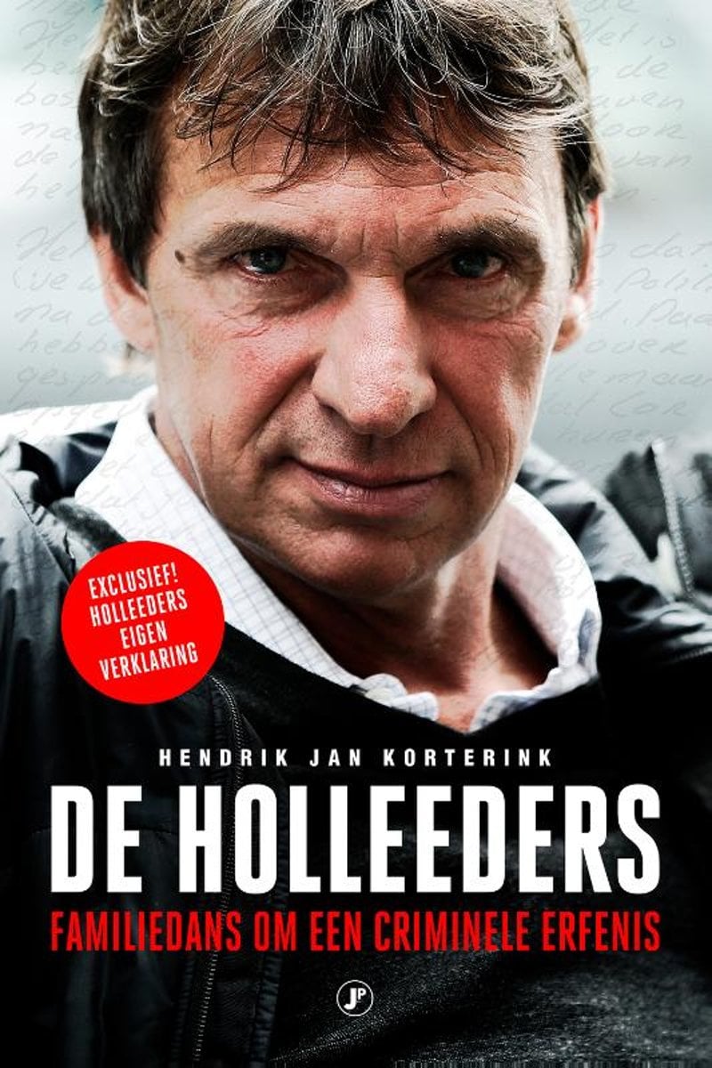 Boek over familie Holleeder hoeft niet uit de schappen | Het Parool