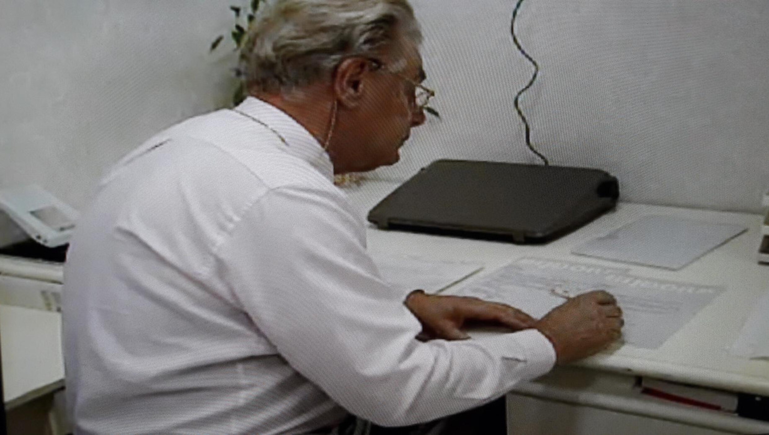 Donorkinderen eisen schadevergoeding Karbaat om gebrekkig onderzoek ...