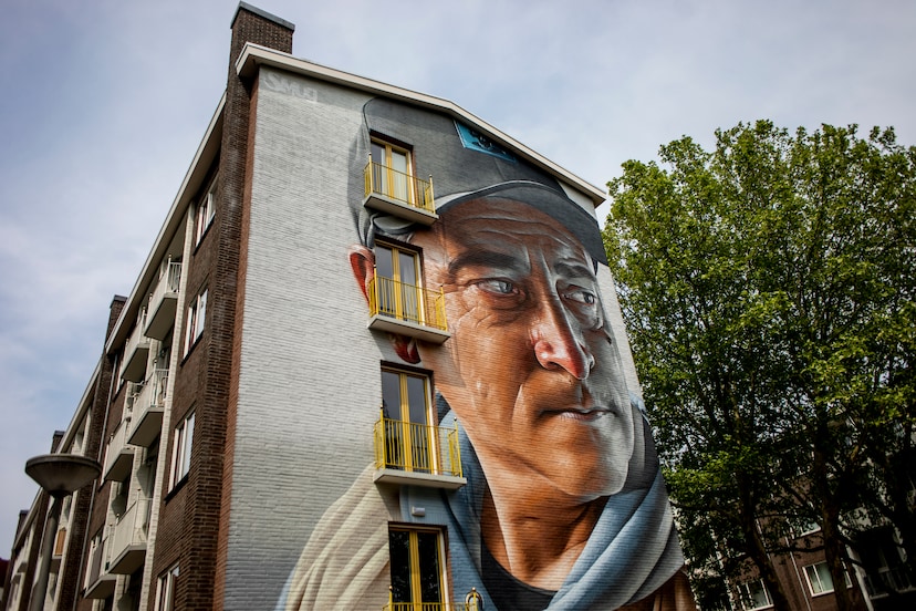 Deze tien kleurrijke muurschilderingen versieren sinds kort Amsterdam ...