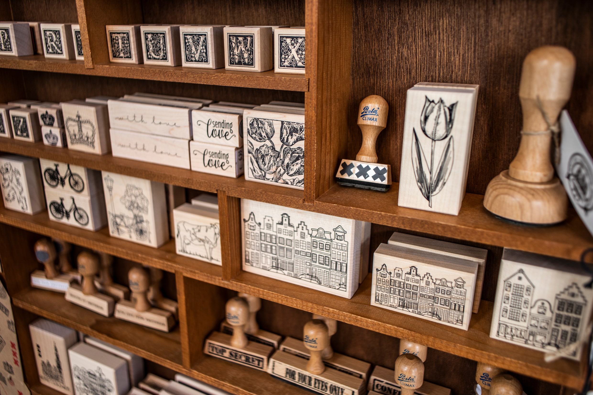 De Posthumuswinkel heeft alles waarvan je dacht dat het niet meer ...