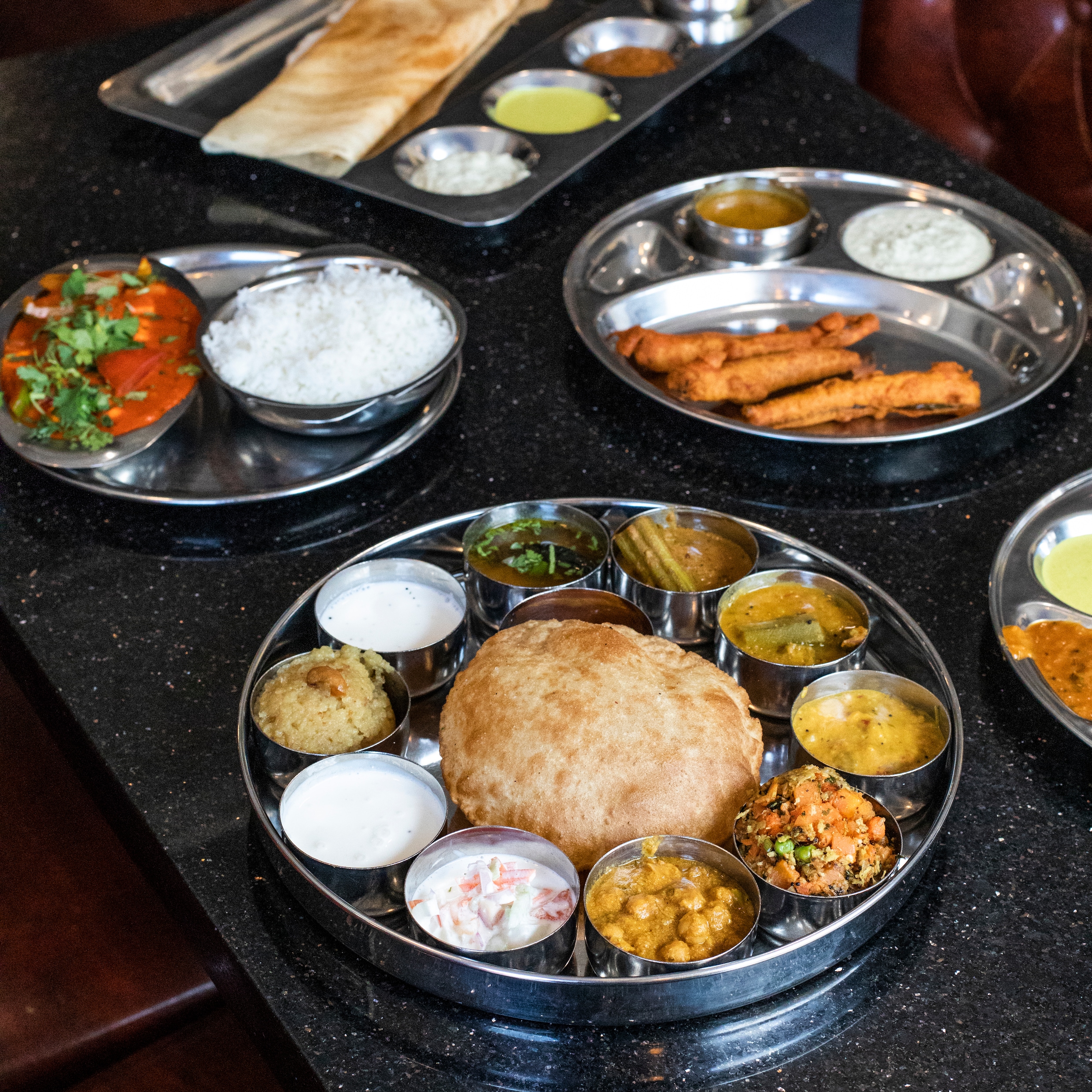 Amsterdam stopte vergunning Indiaas restaurant Saravanaa Bhavan om niet ...