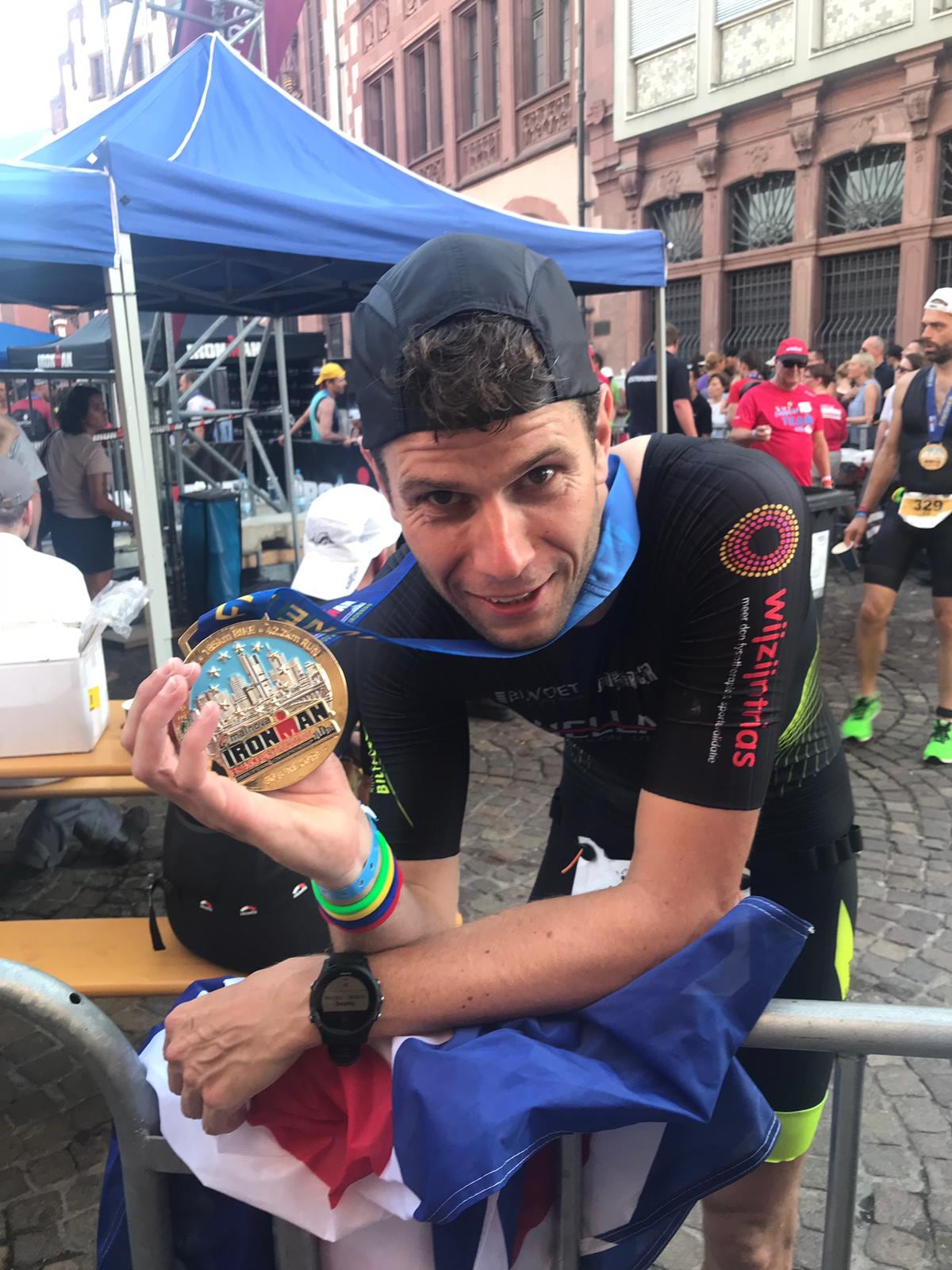 Thomas volbracht de Ironman: ‘Ik kan mijn lichaam nauwelijks bewegen ...