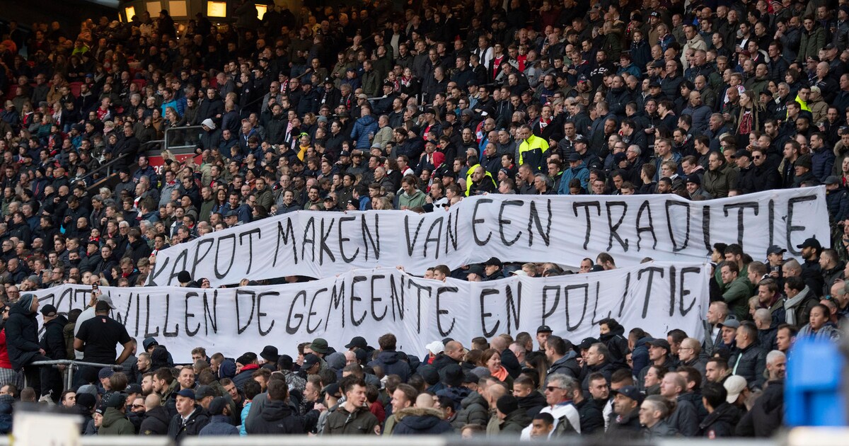 Gebrekkige communicatie oorzaak escalatie rellen Ajax-Juventus | Het Parool