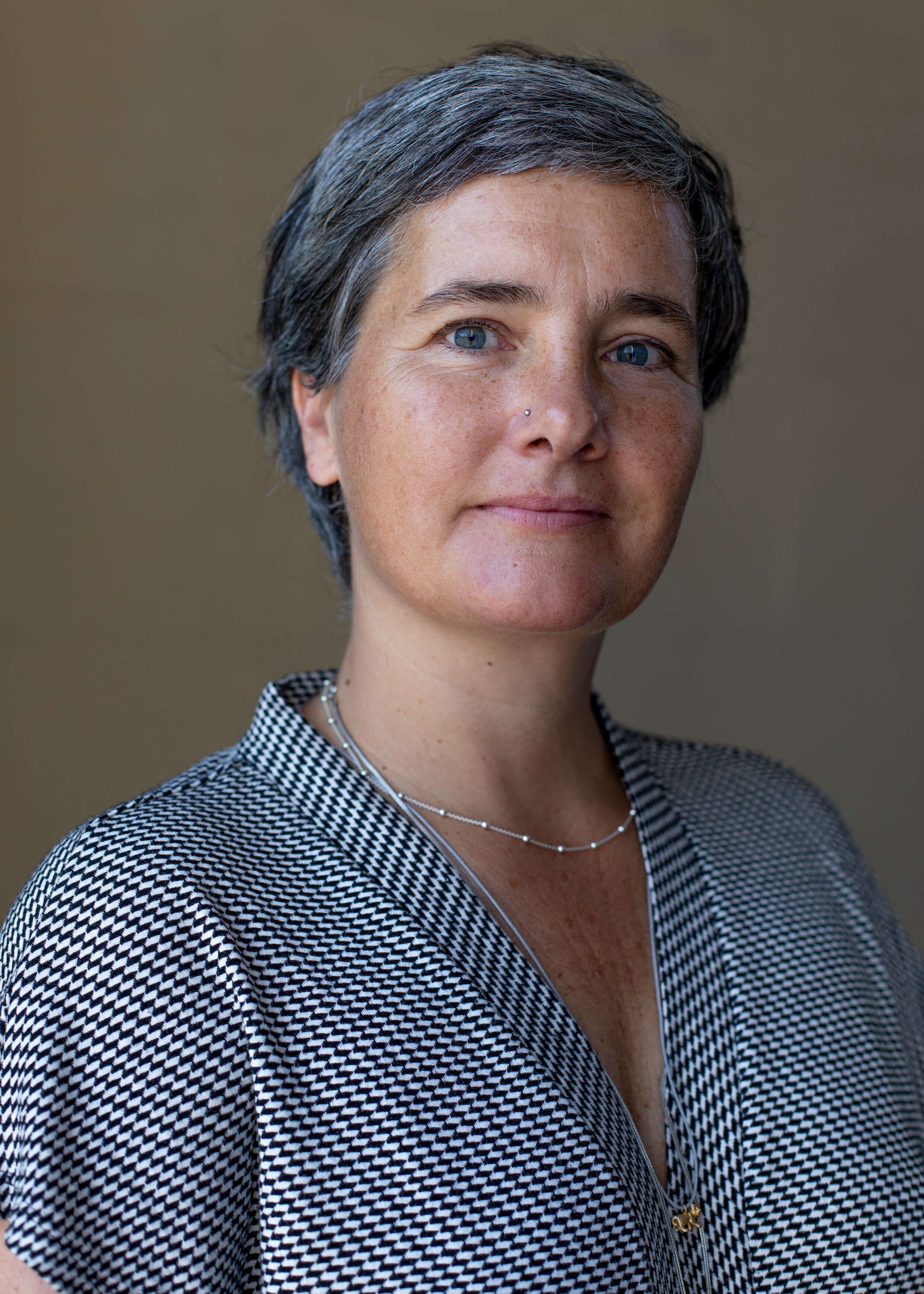 Arnon Grunberg: ‘Ik schaam me niet als ik dans, ik heb geen idee hoe ...