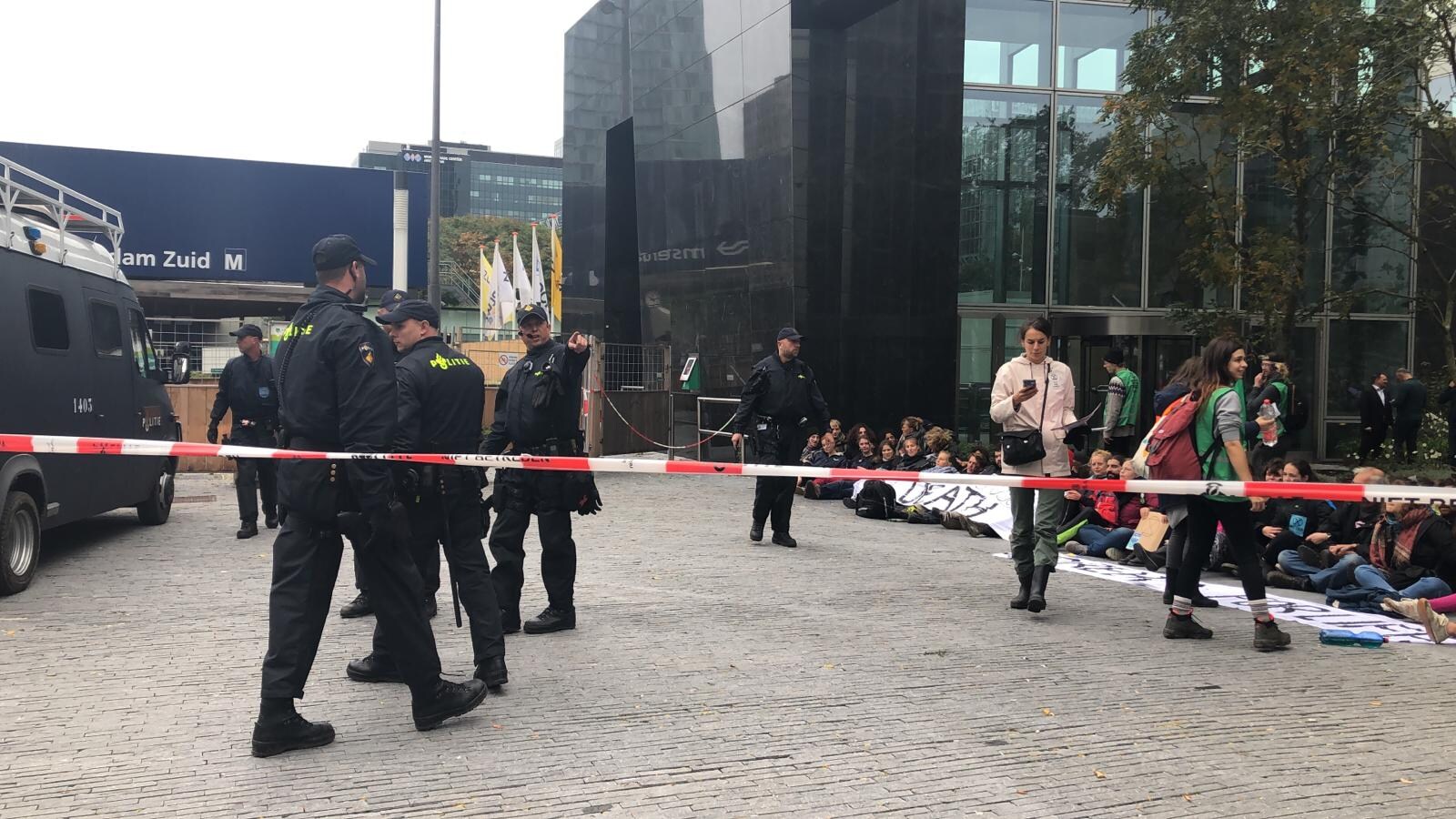 Klimaatactie bij Vattenfall in Zuidoost beëindigd | Het Parool