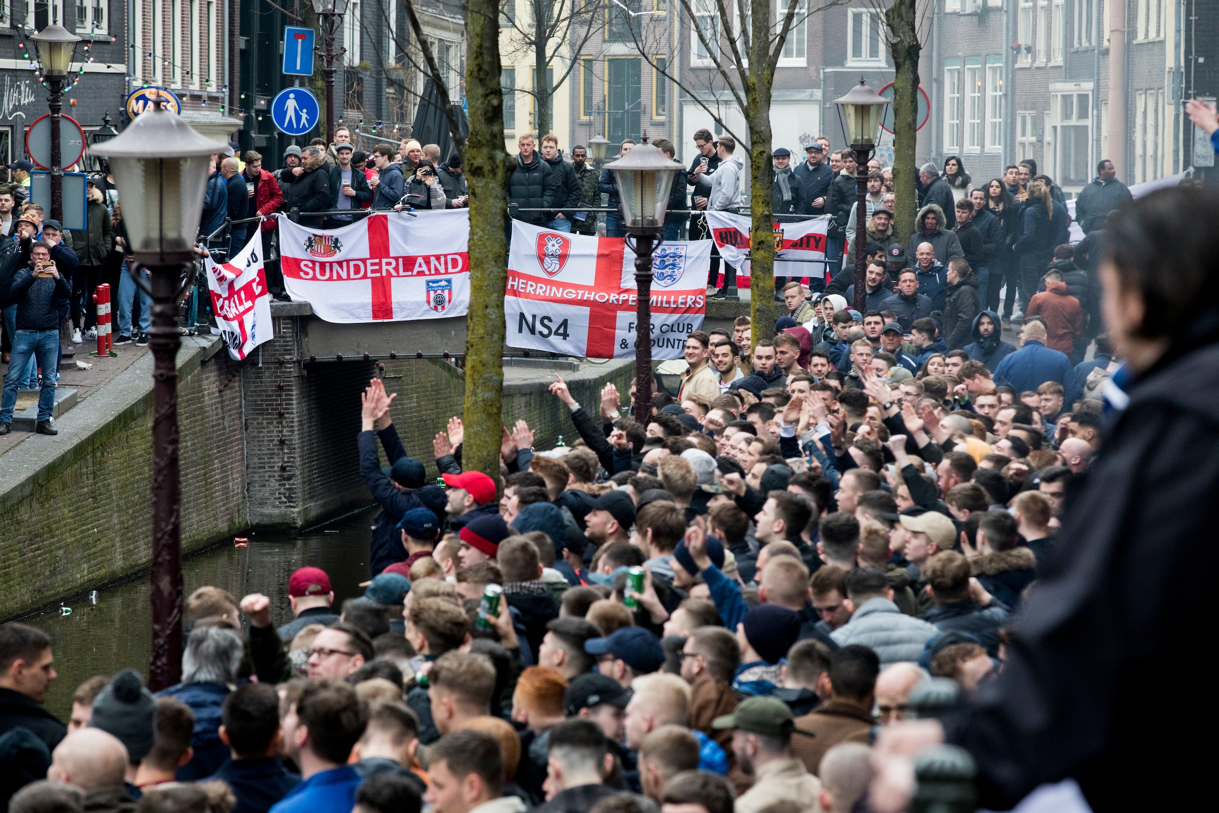 Drankverbod winkels Wallen voor Ajax-Chelsea | Het Parool