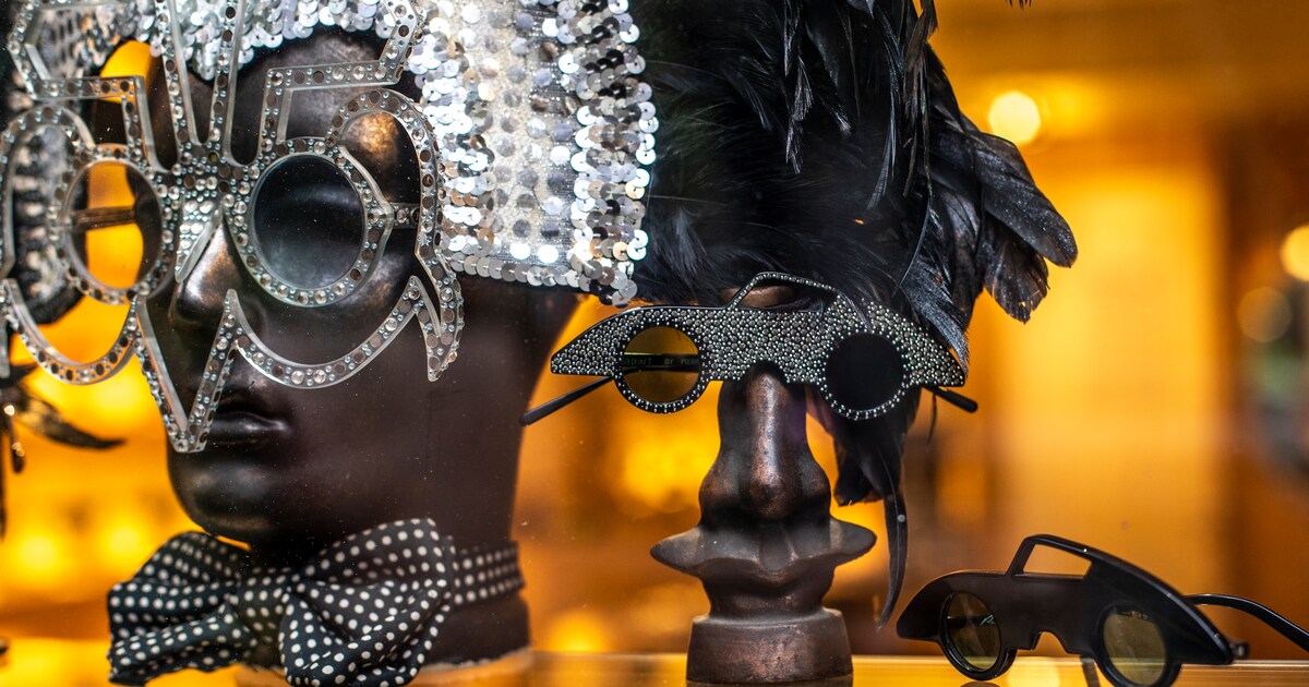 Dr. Spectacles: ‘Ik droom van een museum voor al mijn brillen’ | Het Parool