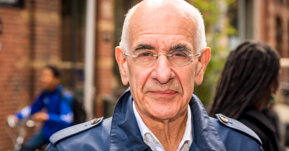 Groot Dictee der Nederlandse Taal gewonnen met zes fouten | Het Parool