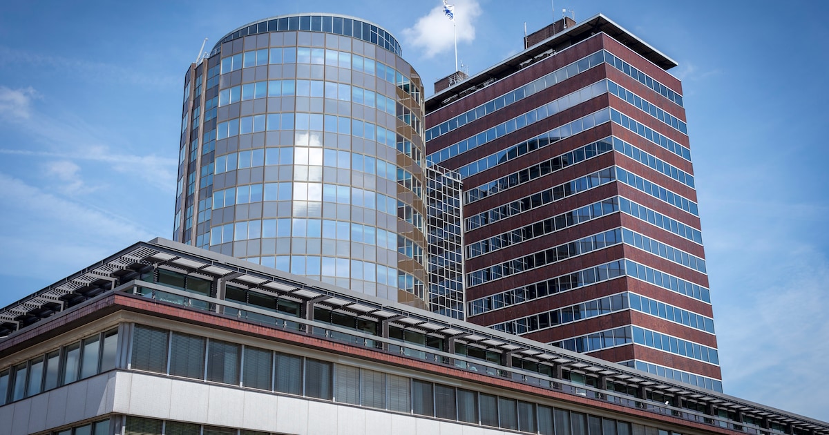 Verbouwing hoofdkantoor DNB gaat ruim half miljard kosten | Het Parool