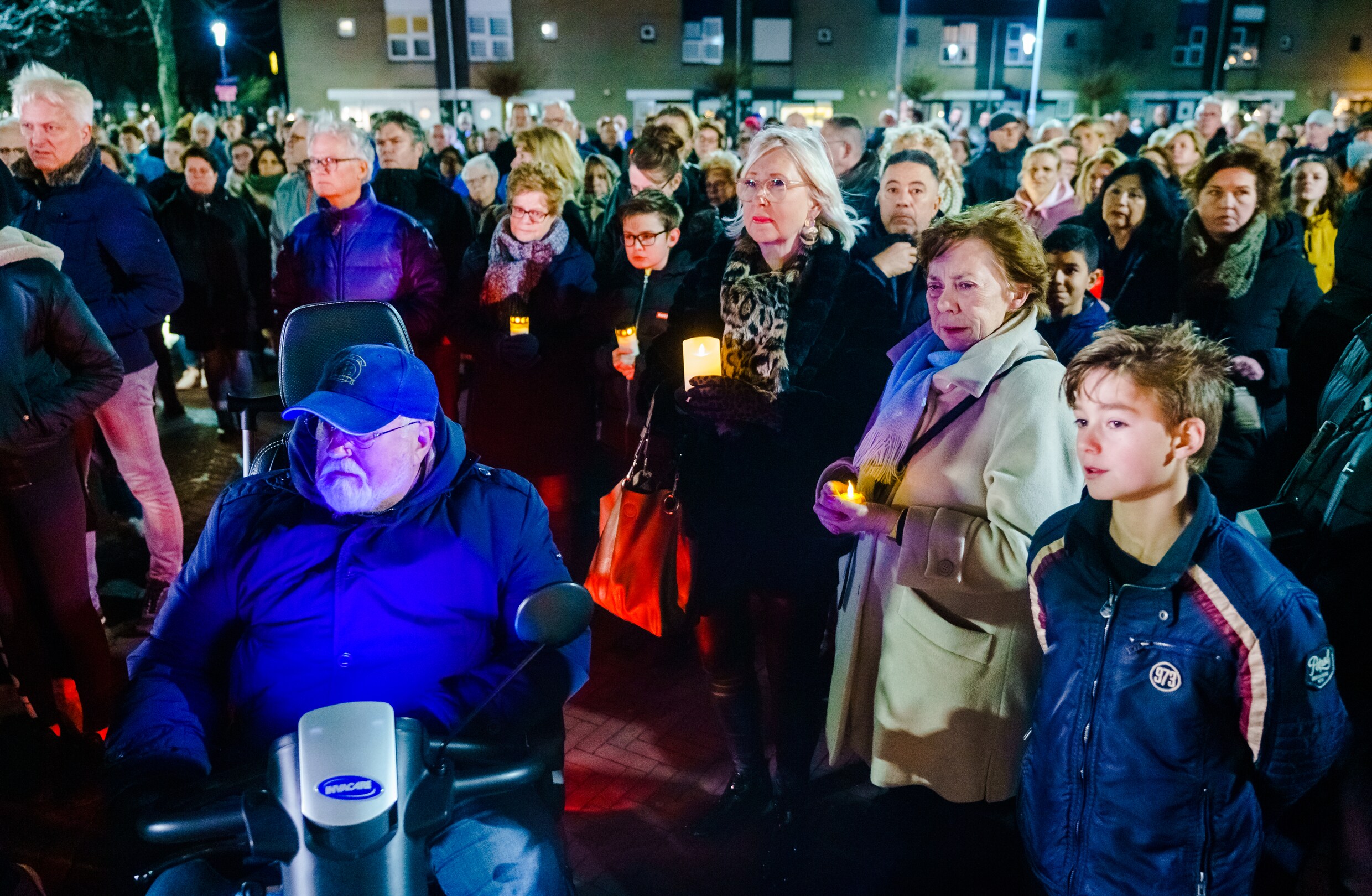 Verdachten dodelijke steekpartij Hoofddorp langer vast | Het Parool