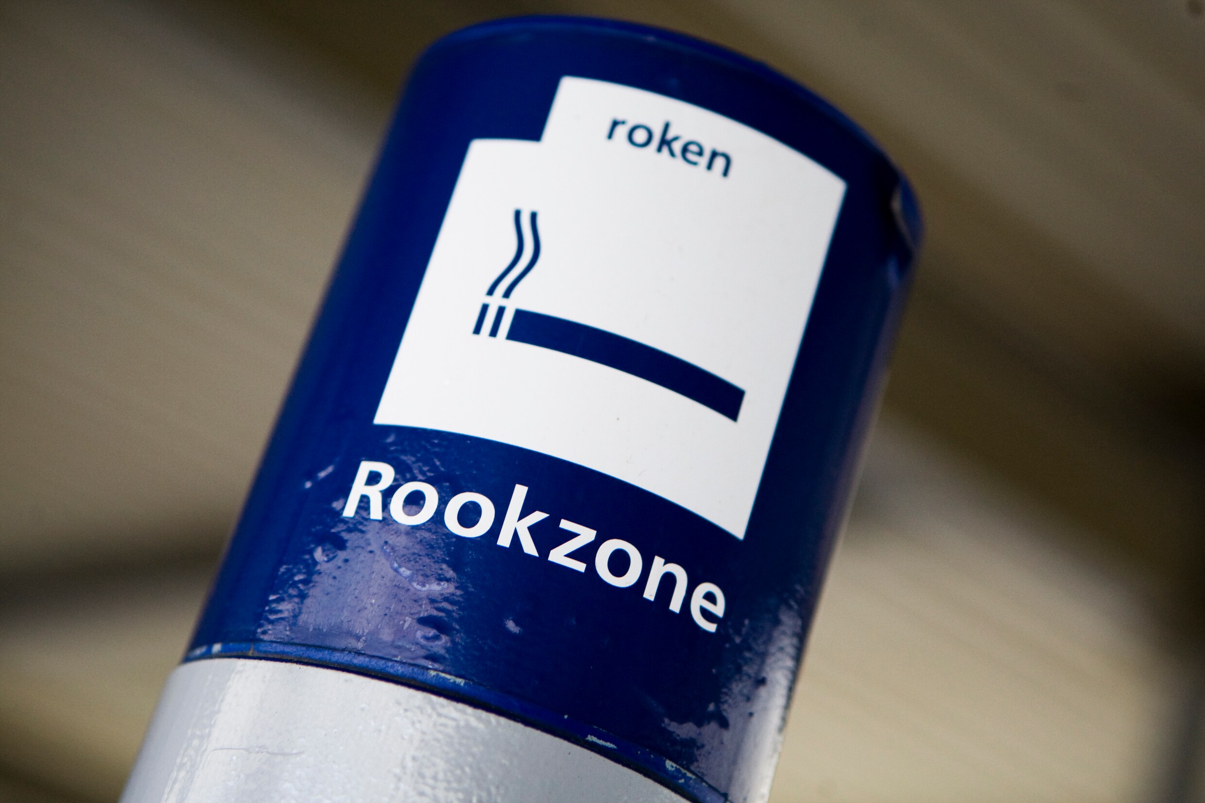 NS stopt met verkoop tabak, alle stations worden rookvrij | Het Parool