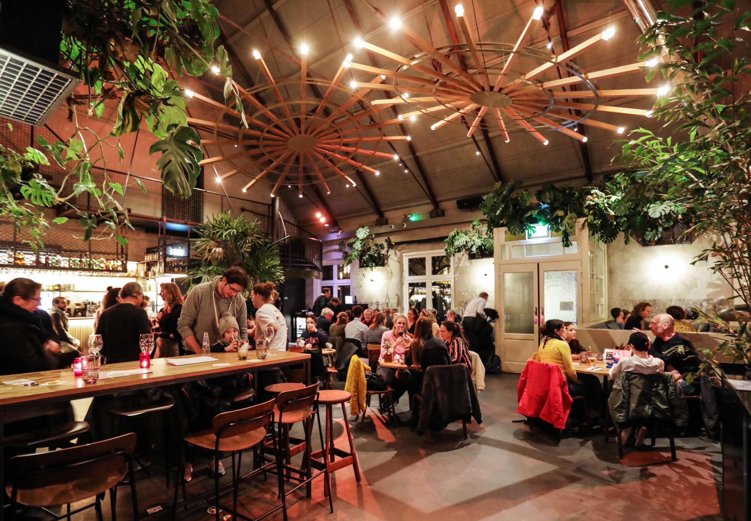 Vieze luier? 28 verschoonplekken in Amsterdamse horeca | Het Parool